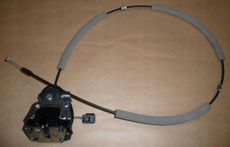 Renault Oe Zamek Drzwi Przesuwnych Prawy 825020011R Master Oe - Opinie ...