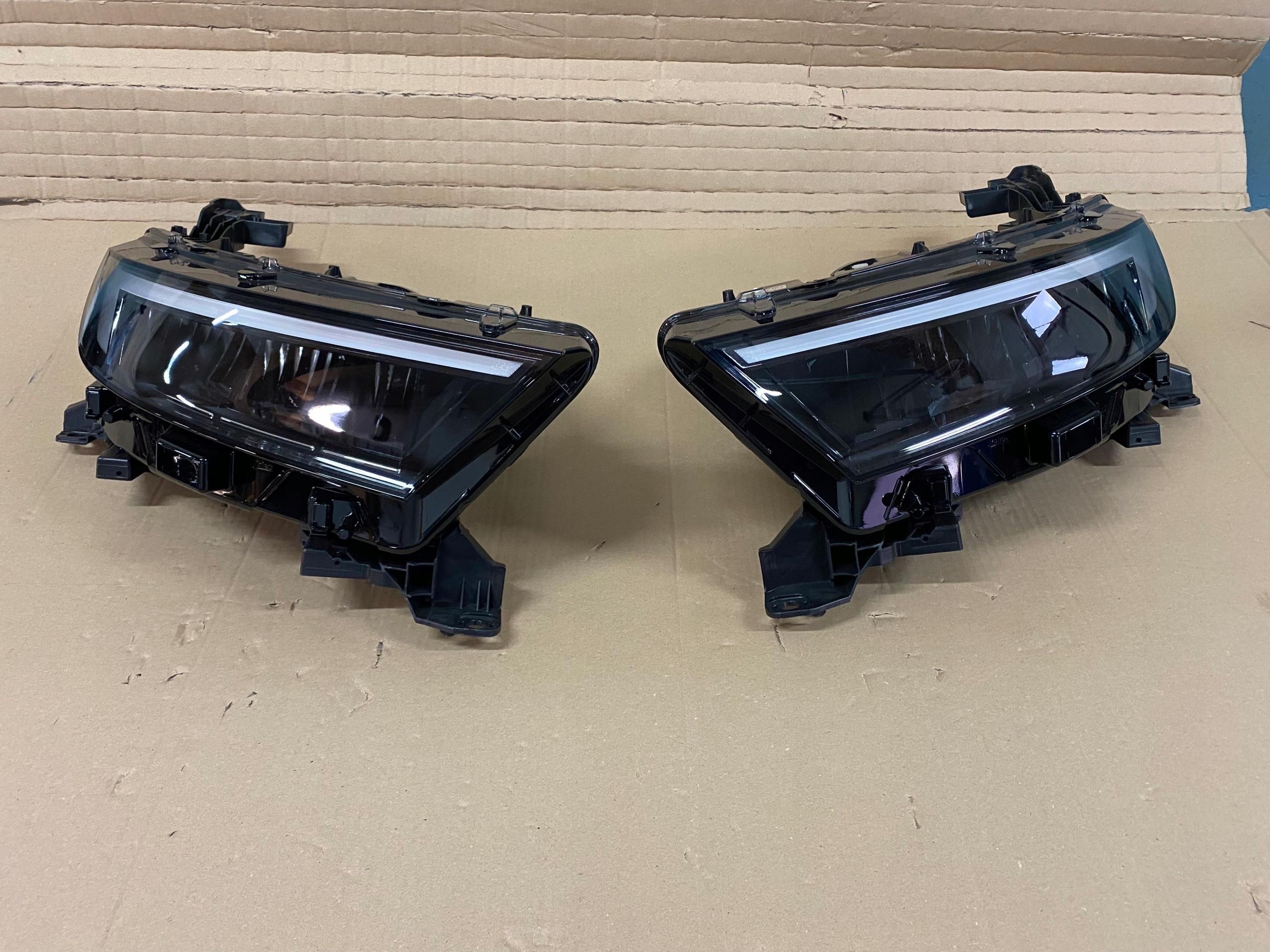 Lampa przednia Opel Oe 9837331580 9844356480 - Opinie i ceny na Ceneo.pl