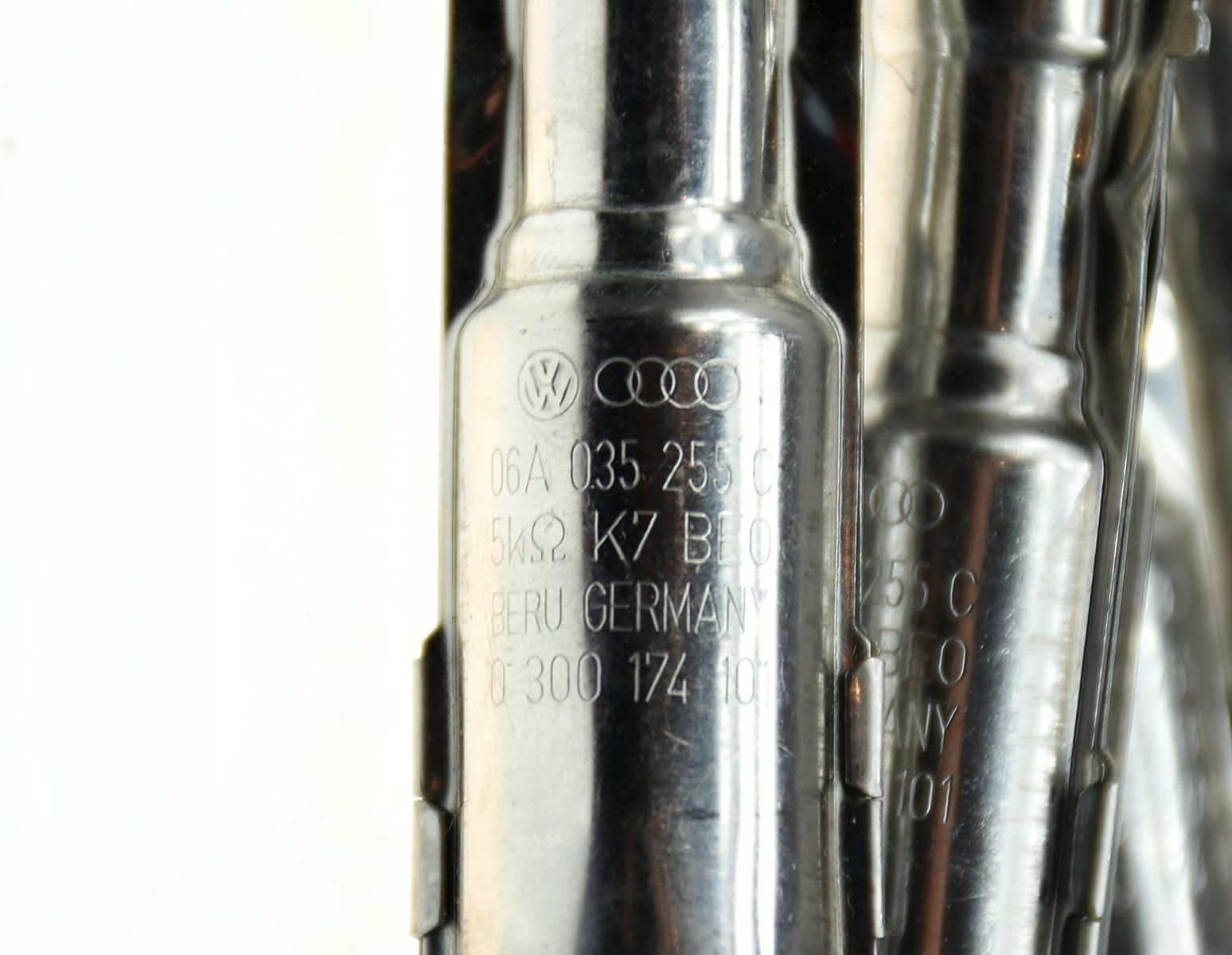 Audi Oe Zestaw Przewodów Zapłoch 06A035255C 06A905409N - Opinie i ceny ...