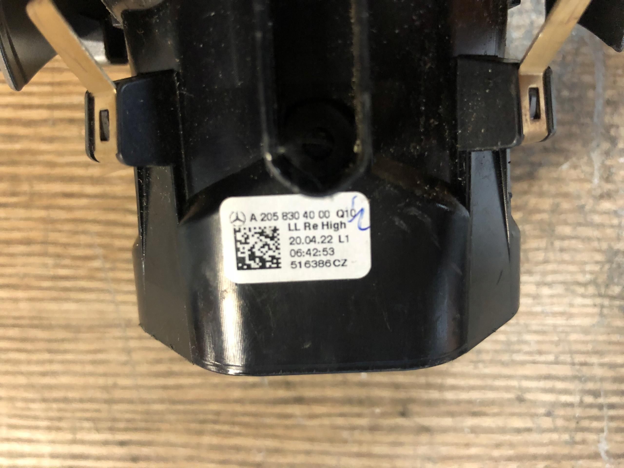 Mercedes Benz Oe W205 Kratka Nawiewu 2058304000 - Opinie i ceny na Ceneo.pl