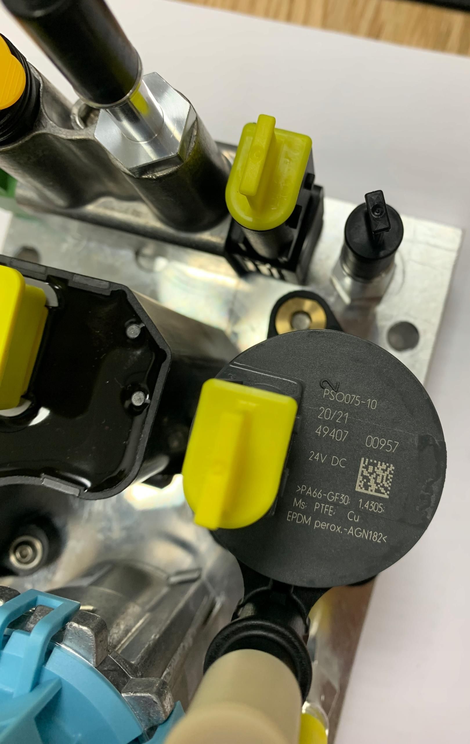 Volvo Oe Pompa Adblue Volvo Fh4 23387865 Oe - Opinie i ceny na Ceneo.pl