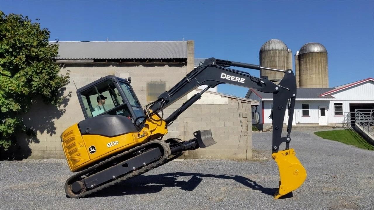 Minikoparka John Deere 60D - Opinie i ceny na Ceneo.pl