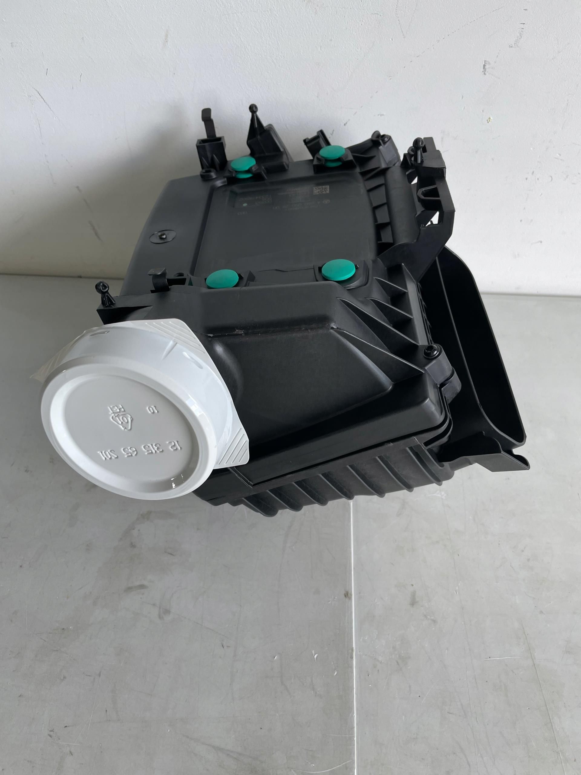 Mercedes-Benz Oe Filtr Powietrza Z Obudową Mercedes Cla W118 ...