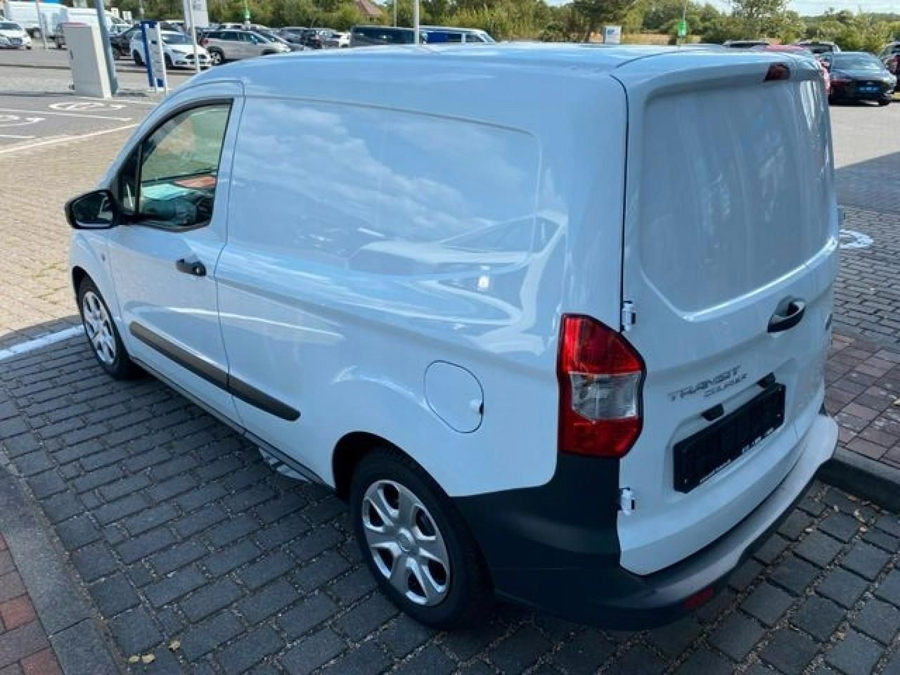 Ford Transit courier TREND 1,0 100KM Trend 983 zł - Opinie i ceny na ...