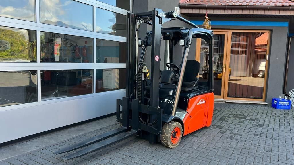 Wózek widłowy Linde E16C-01 2012 rok wolny skok - Opinie i ceny na Ceneo.pl