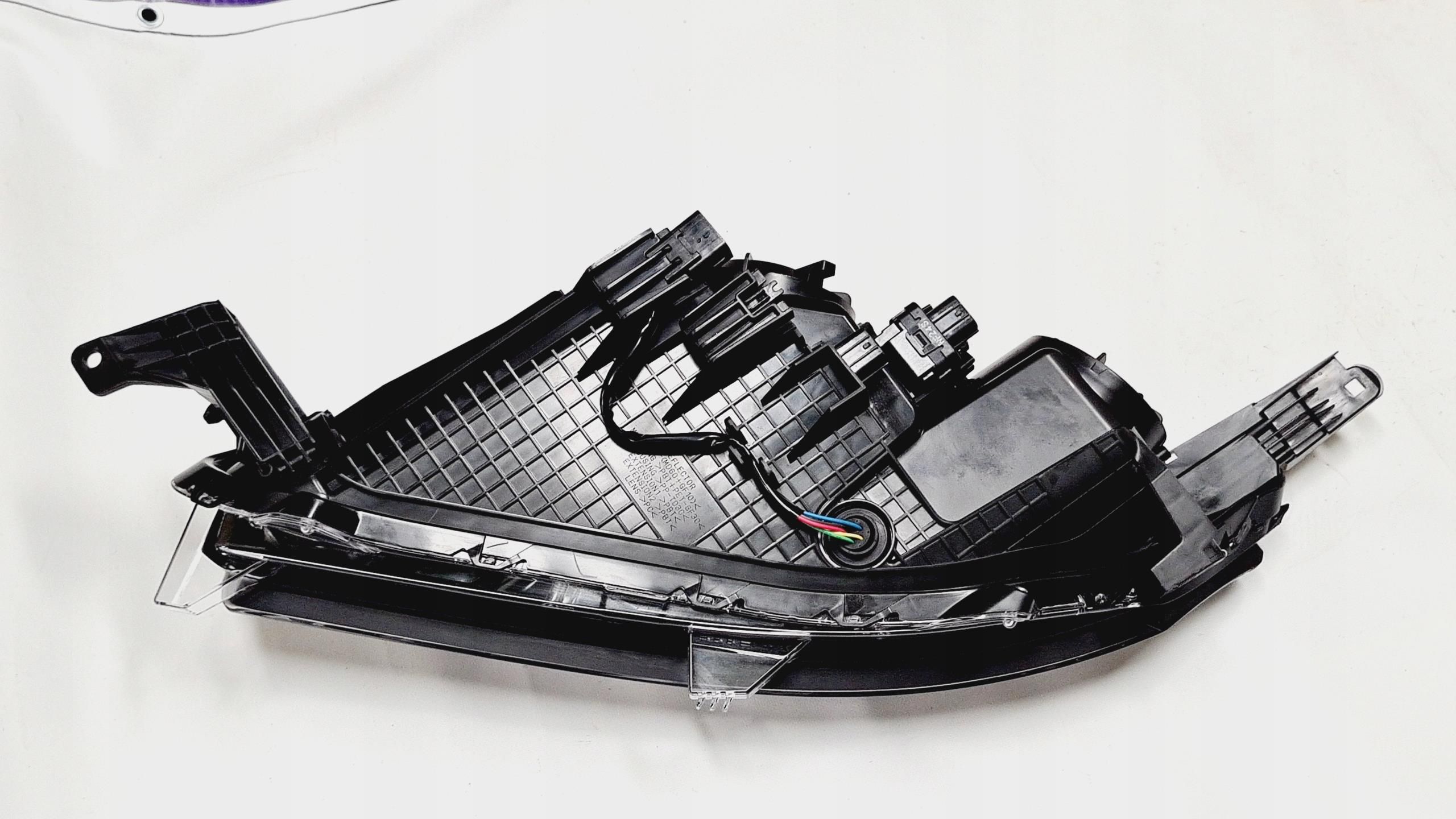 Lampa przednia Mitsubishi Oe L200 2019-2022 Lampa Prawa Przód Oem ...