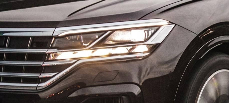 Lampa przednia Volkswagen Oe Vw Reflektor Led Matrix Lewy Touareg 76 ...