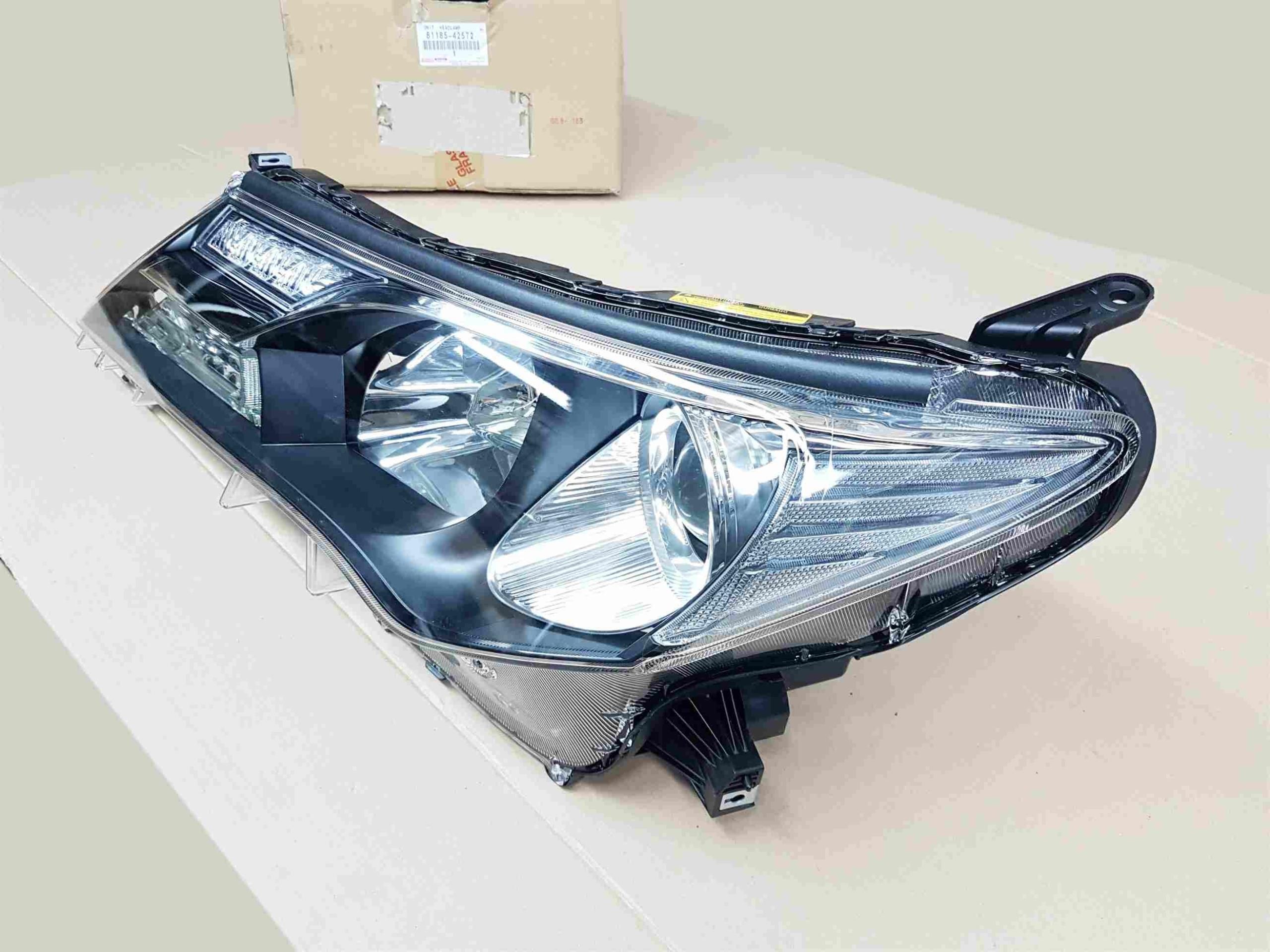 Lampa przednia Toyota Oe Rav4 12-15 Reflektor Ksenon Xenon Lewa Przód ...