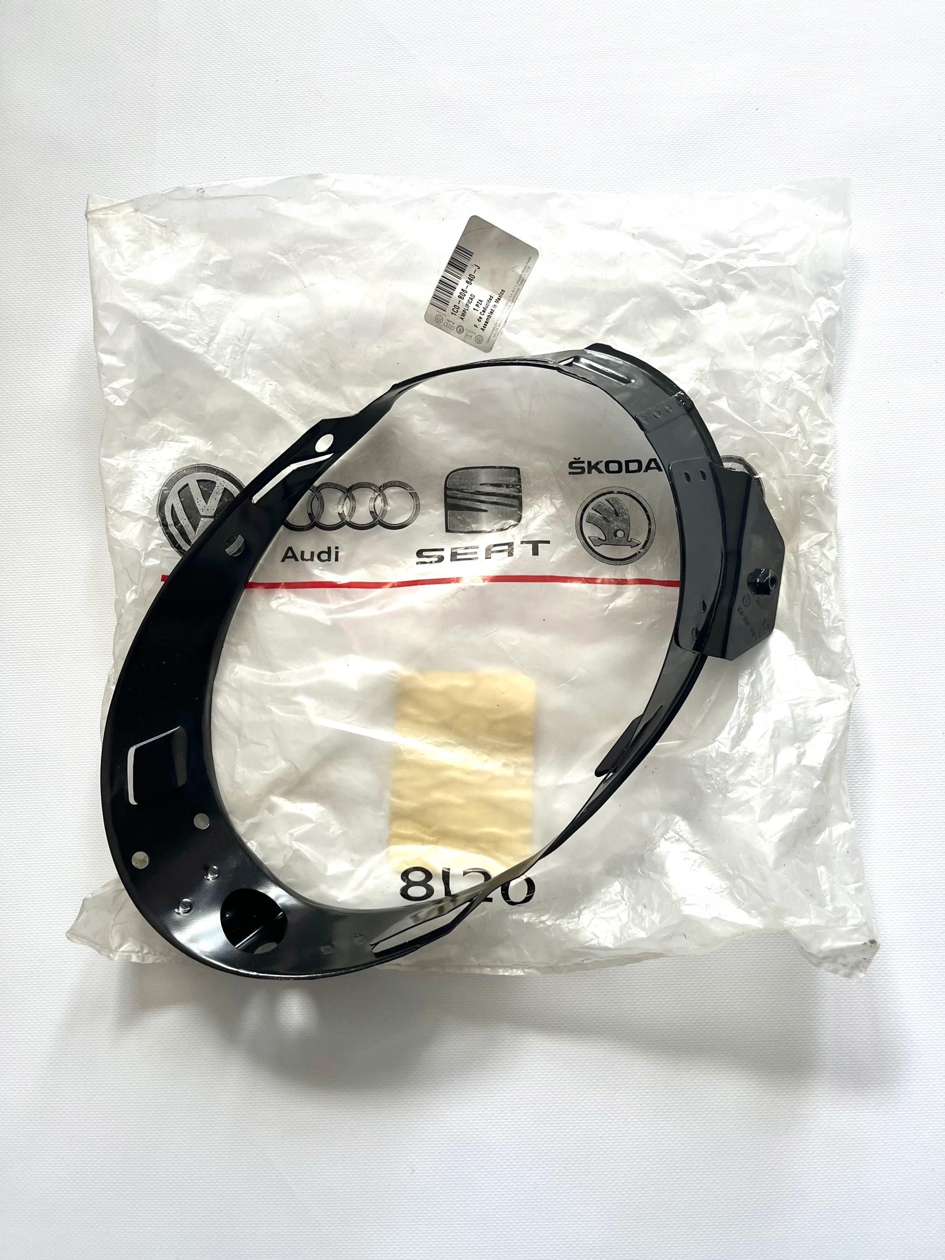 Lampa przednia Ramka Reflektora Prawego Vw Beetle 1C0806640J Oe ...