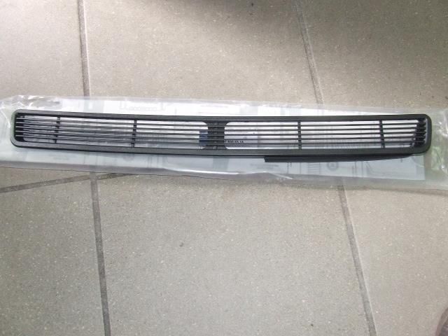 Mercedes-Benz Oe Kratka Atrapa Maski Mercedes Sprinter A9018300218 ...