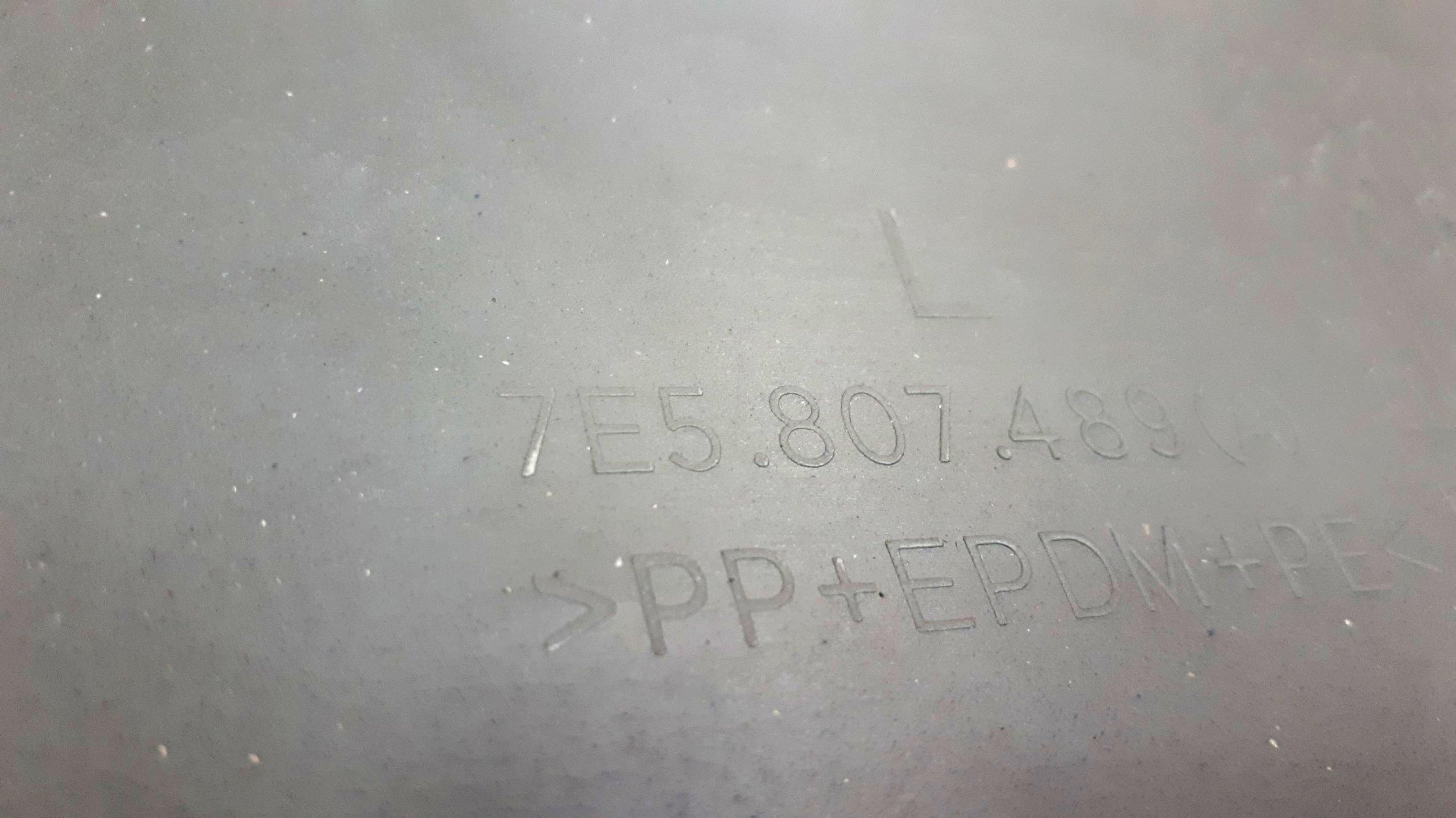 Dpa Atrapa Kratka Zderzaka Vw Transporter 7E0807489 - Opinie i ceny na ...