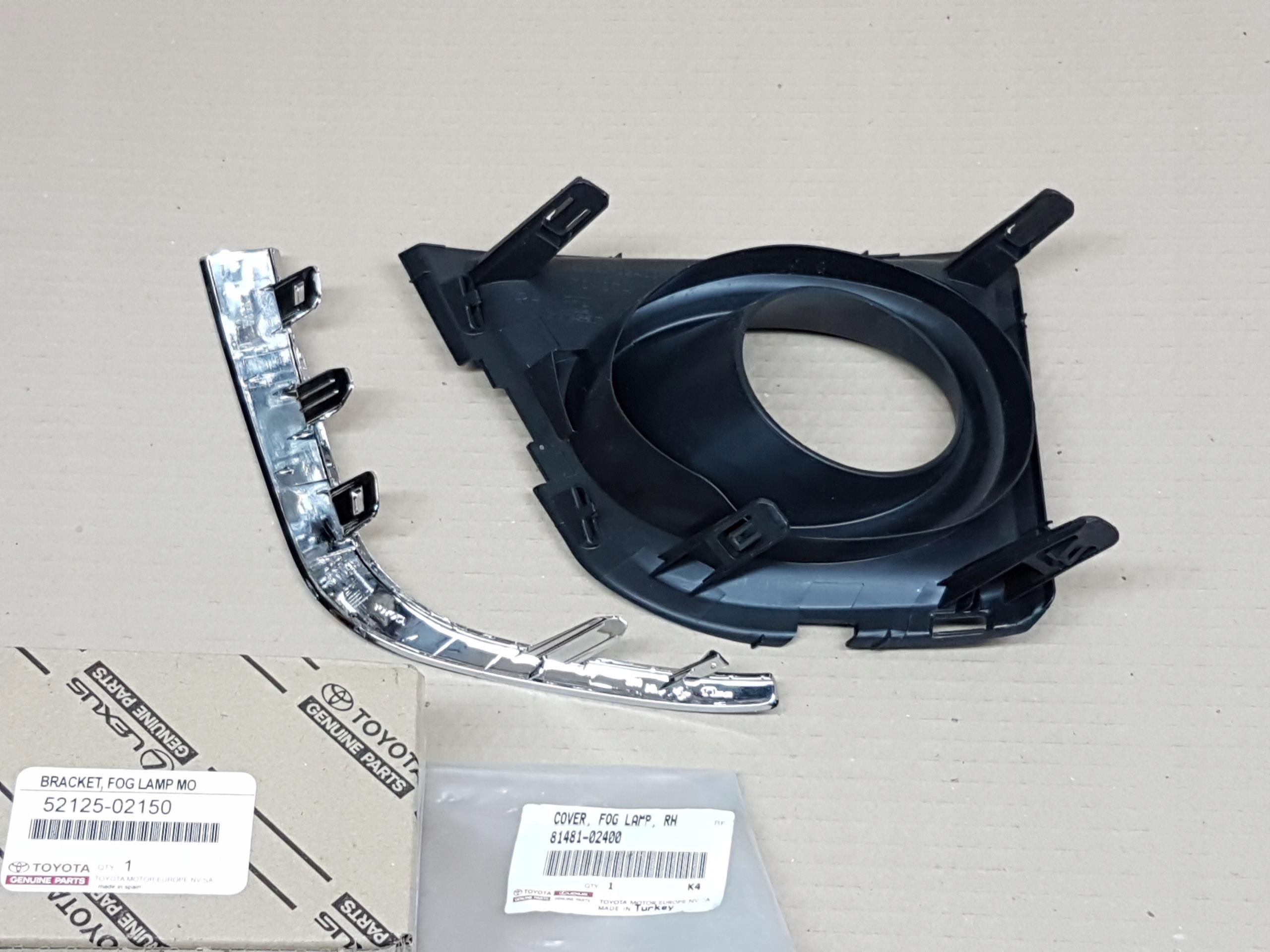 Toyota Oe Corolla E16 13-16 Osłona Chrom Halogen Zderzak 81481-02400 ...