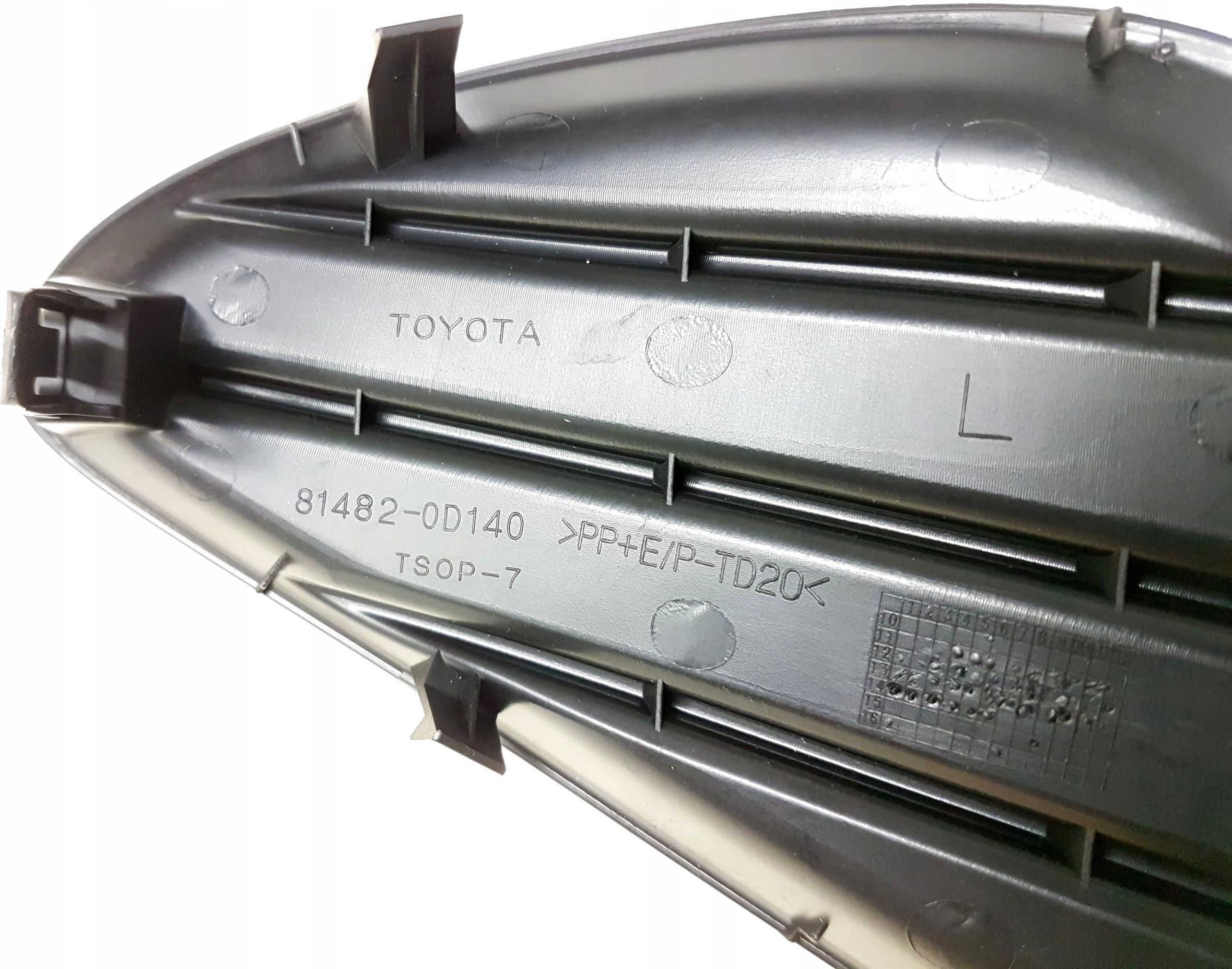 Toyota Oe Yaris III 11-14 Kratka Zaślepka Atrapa Zderzak A81482-0D140 ...