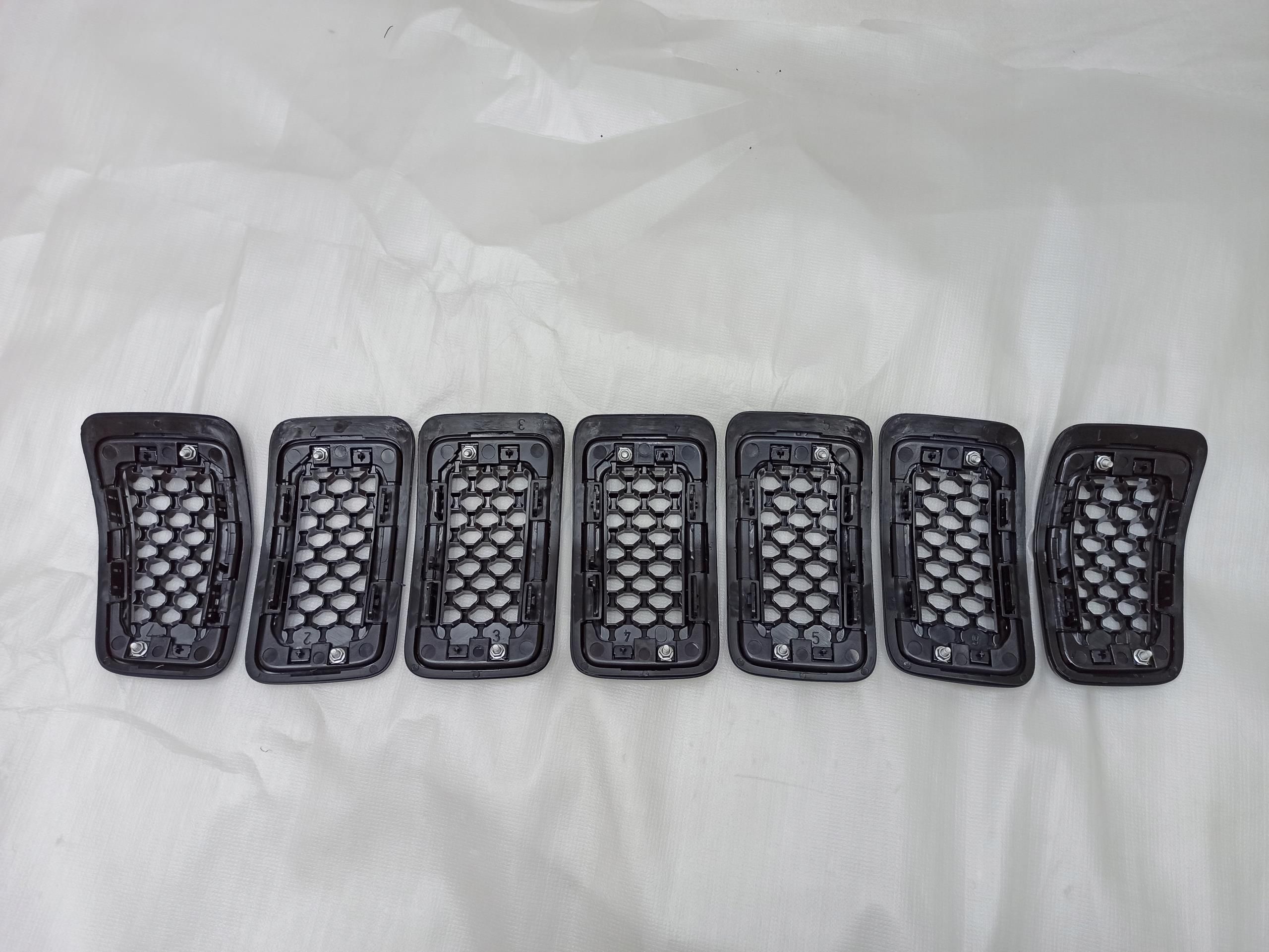 Jeep Cherokee 2019 Atrapa Czarna Komplet 6AZ88DX8AB - Opinie i ceny na ...