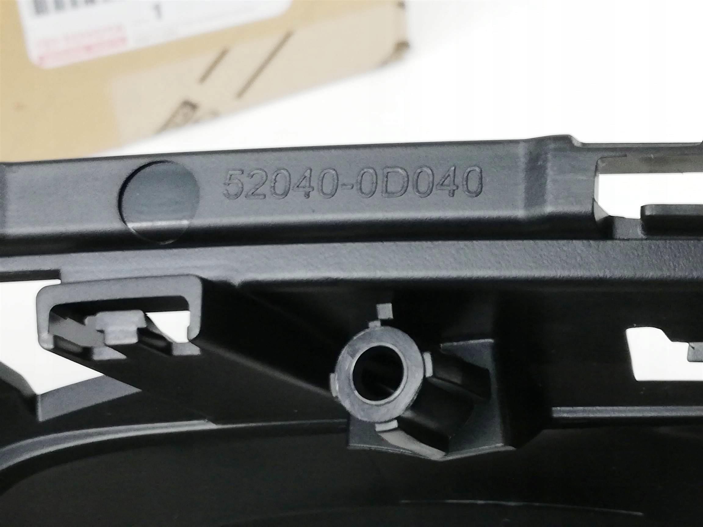 Toyota Oe Yaris III 17-20 Zaślepka Kratka Halogen Zderzak L A81482 ...