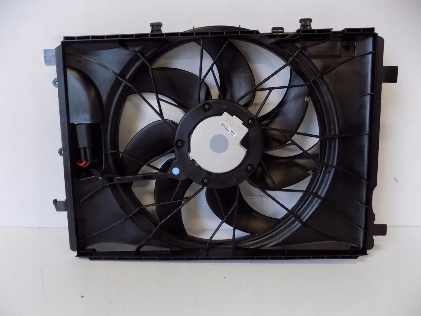 Zap Mercedes W204 W212 Wentylator 600W 4069 2045000293 - Opinie i ceny ...