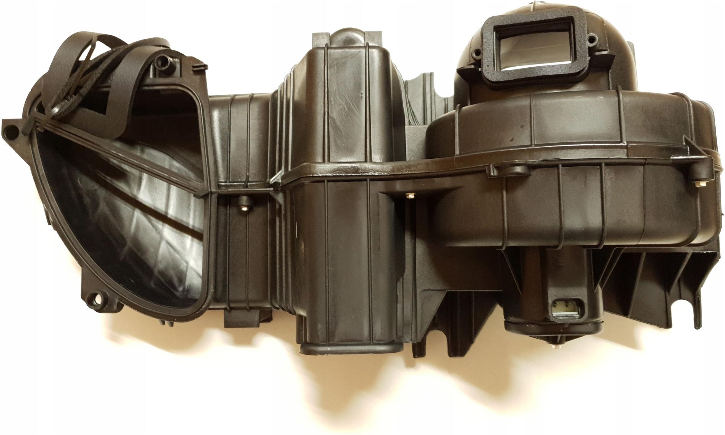 Renault Oe Obudowa Wentylatora Trafic Iii Vivaro B Oryginał 7701209276 ...