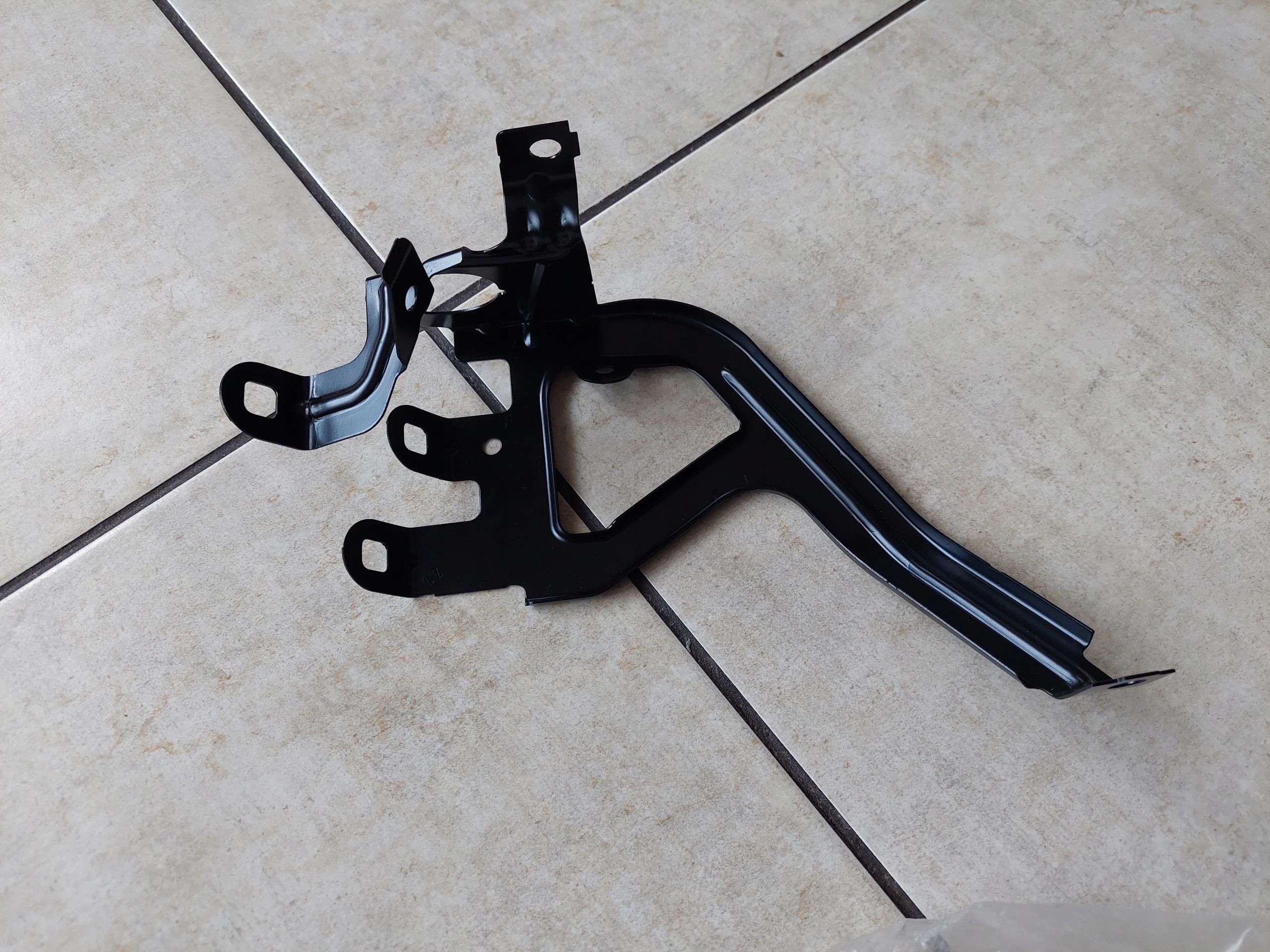 Bmw Oe Wspornik - Mocowanie Błotnika 5 F10 F11 41357207209 41357207210 ...