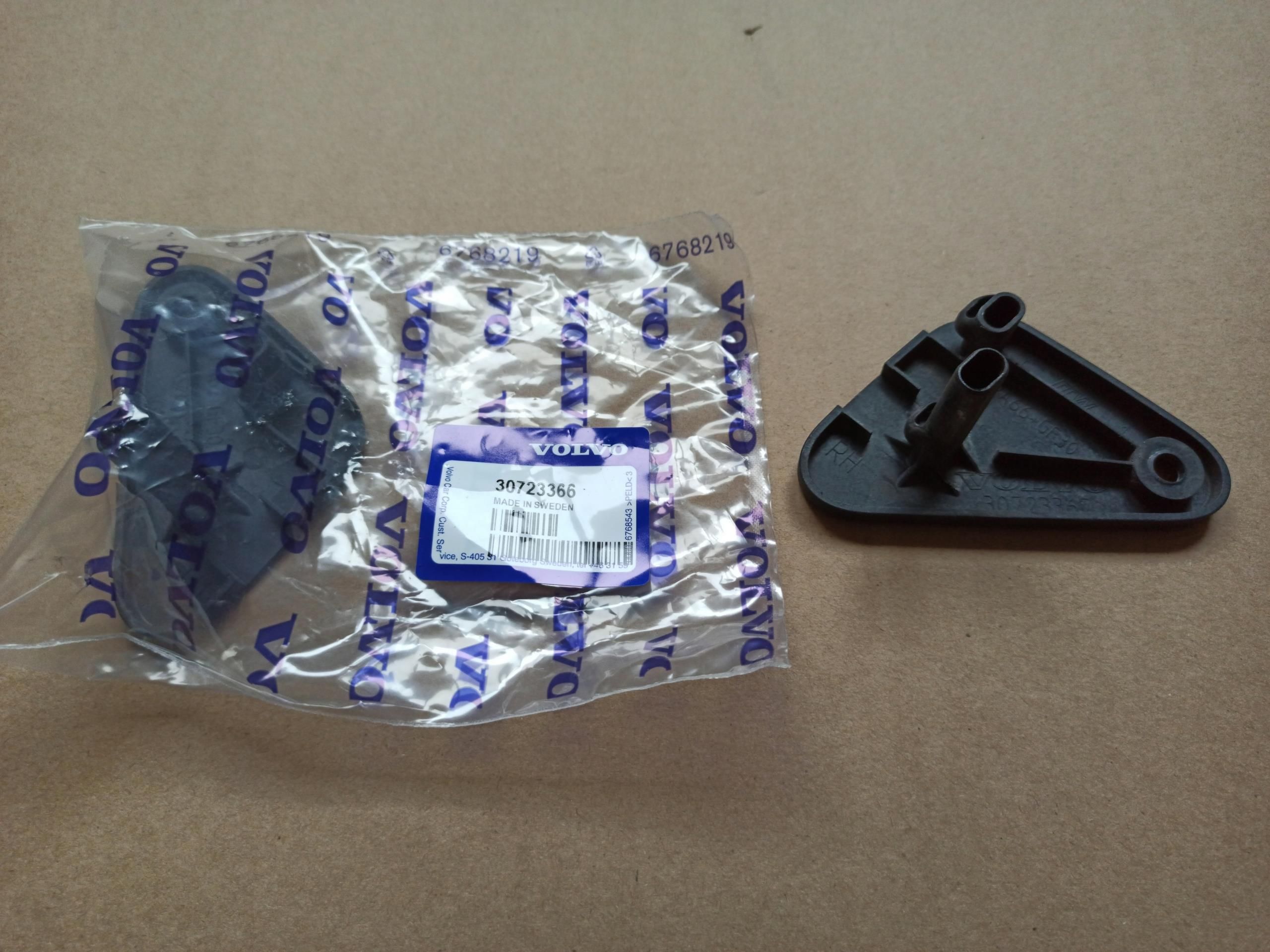 Volvo Oe Mocowanie Chłodnic Na Wzmocnienie Xc60 S60 30723366 30723367 ...