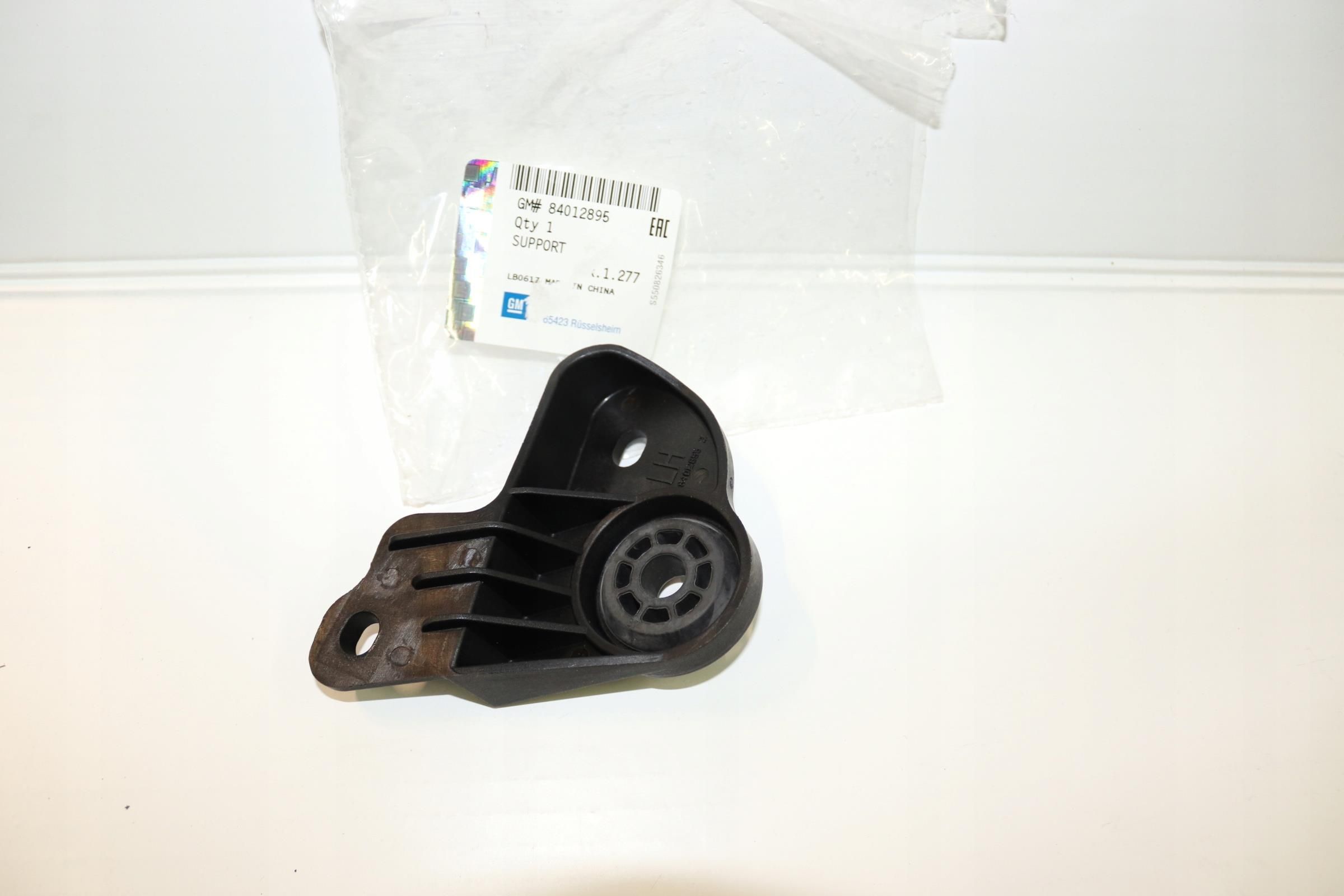 Opel Oe Insignia B Mocowanie Górne Chłodnicy Lewe 84012895 - Opinie i ...