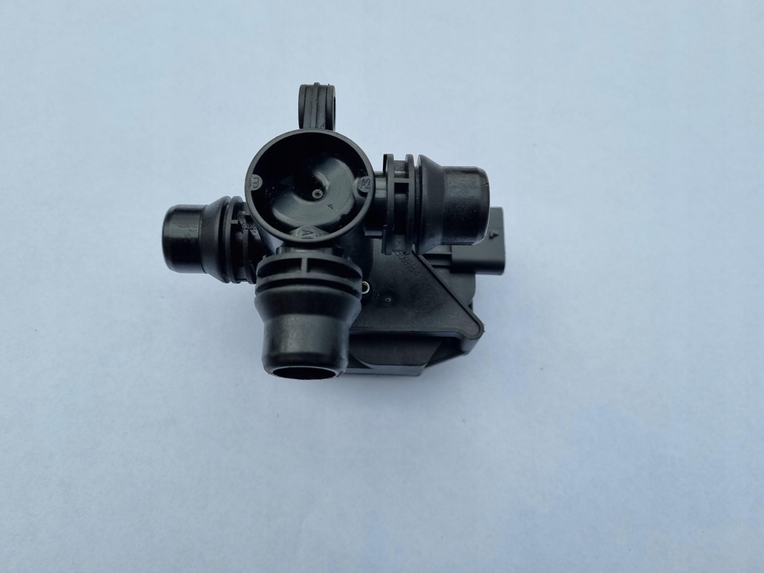Mercedes-Benz Oe Mercedes Benz Oe Zawór Wody Przełączający A0005061400 ...