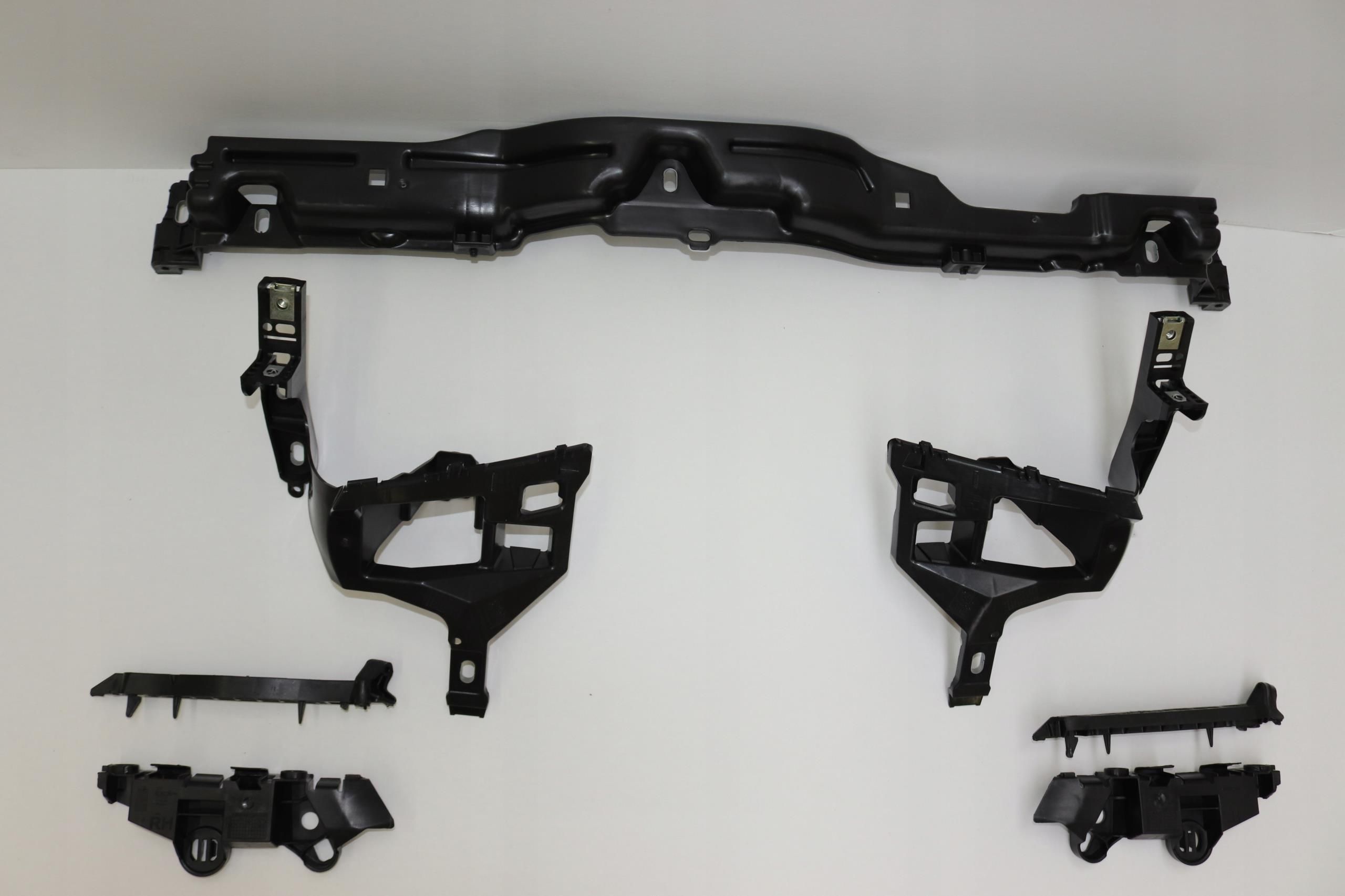 Opel Oe Corsa E Ślizg Mocowanie Zderzaka Kpl7 Sztuk 39063353 39059836 ...