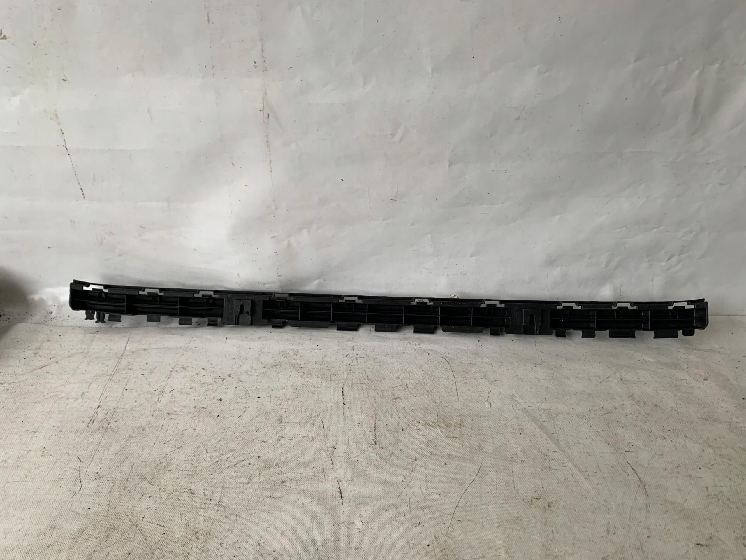 MercedesBenz Oe Ślizg Zderzaka Tył Mercedes B 246 A2468850065 - Opinie ...