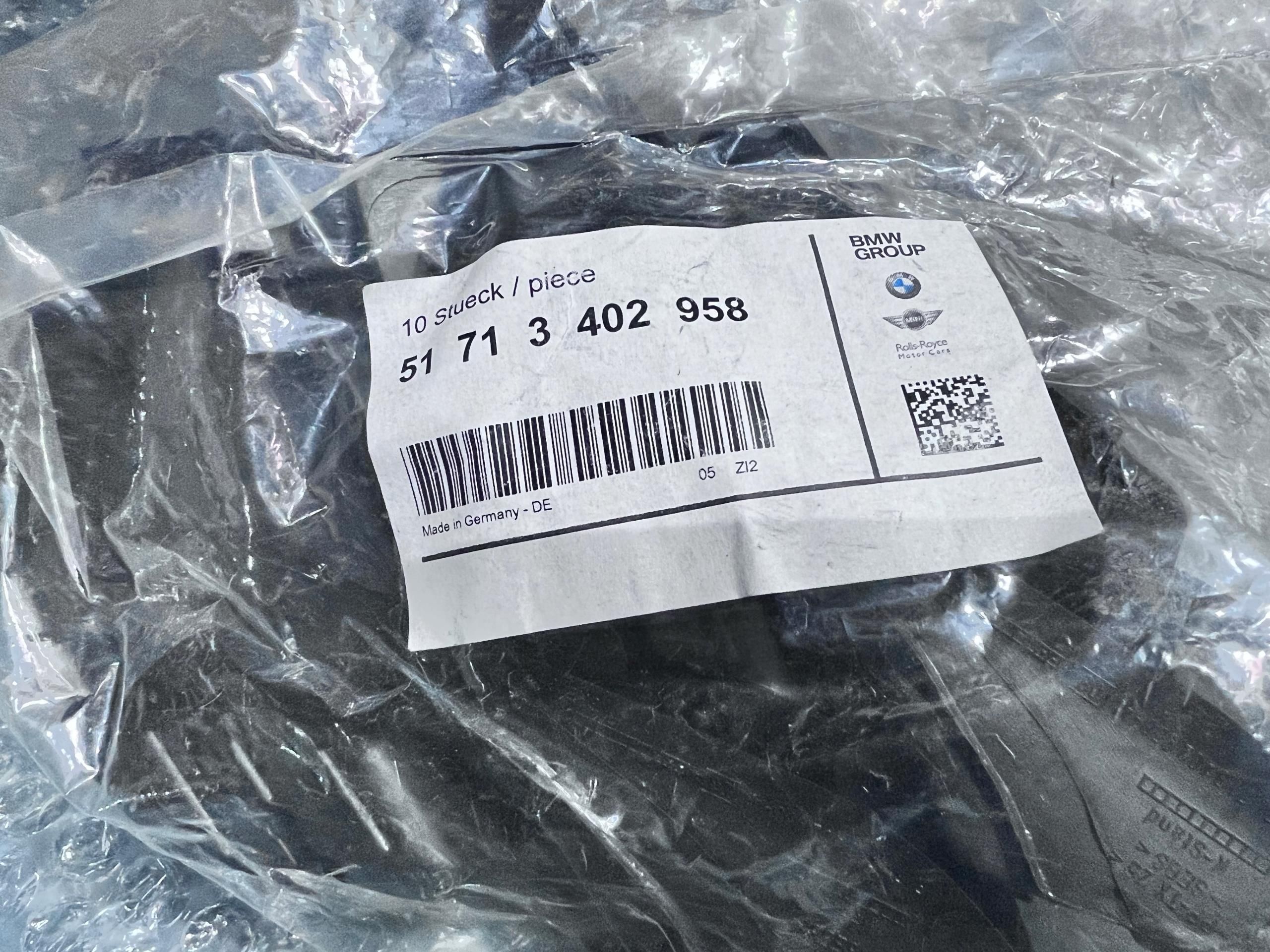 Bmw Oe E83 Narożnik Uszczelka Podszybie Prawa 3402958 51713402958 ...