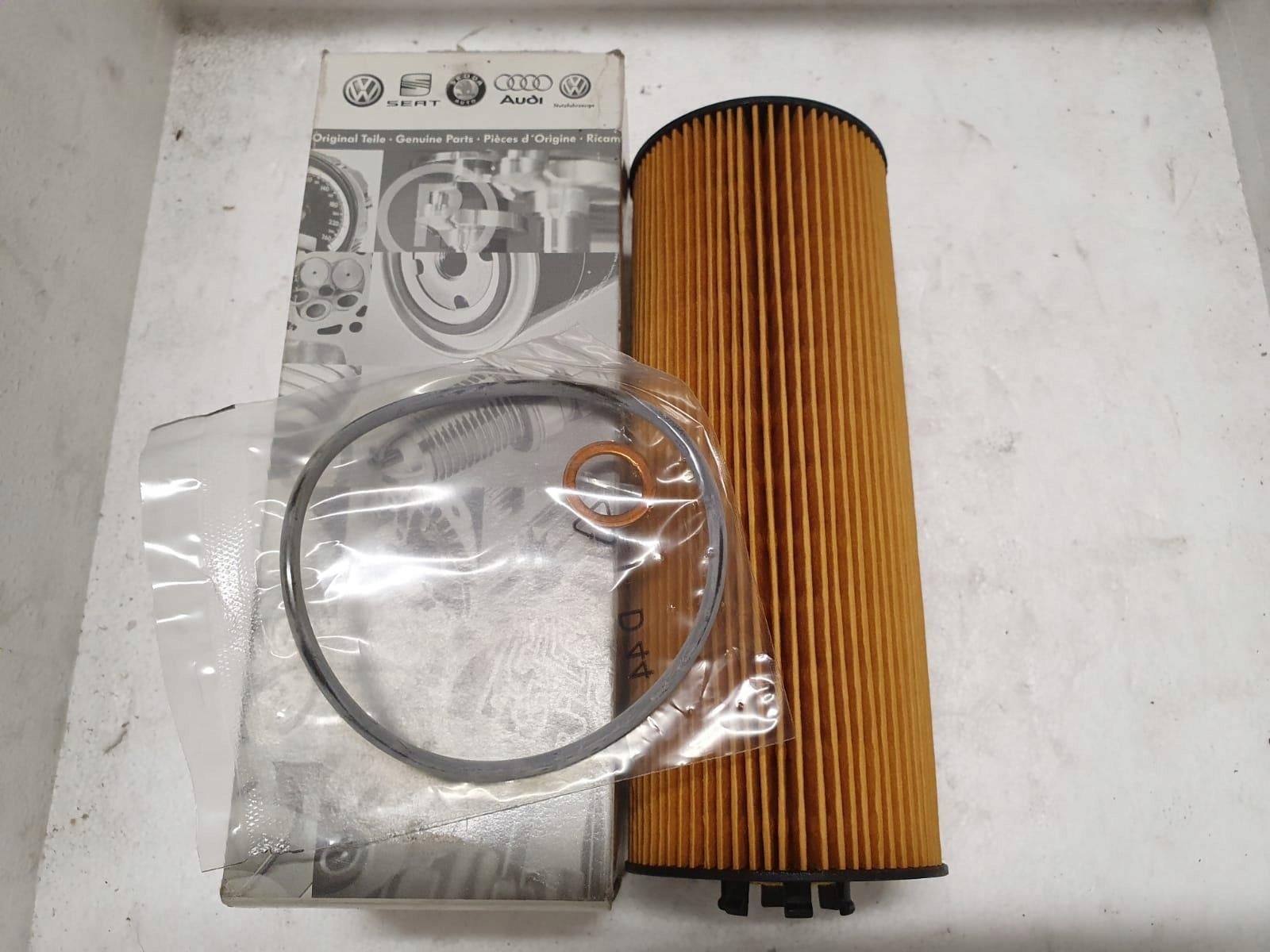 Audi Oe Vag Filtr Oleju A4 B5 B6 B7 2 5 Tdi 059115562 059115561B ...