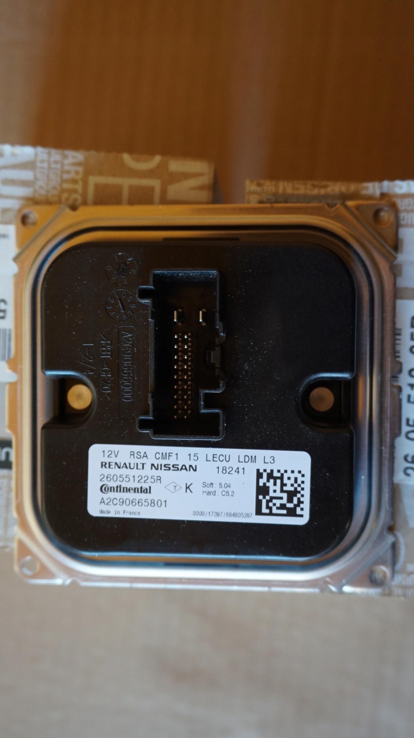 Przetwornica oświetlenia Renault Oe Przetwornica 260551225R A2C90665801 ...