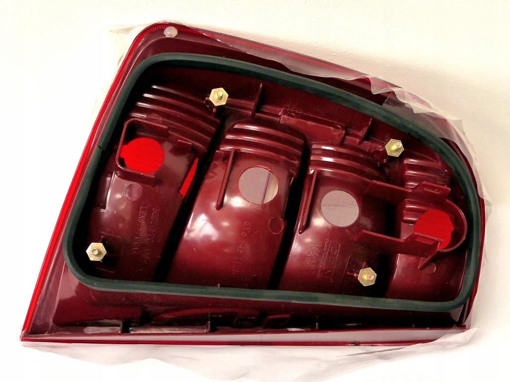Lampa tylna Diamond Lampa Tył Prawa Skoda Fabia 6Y6945112B - Opinie i ...