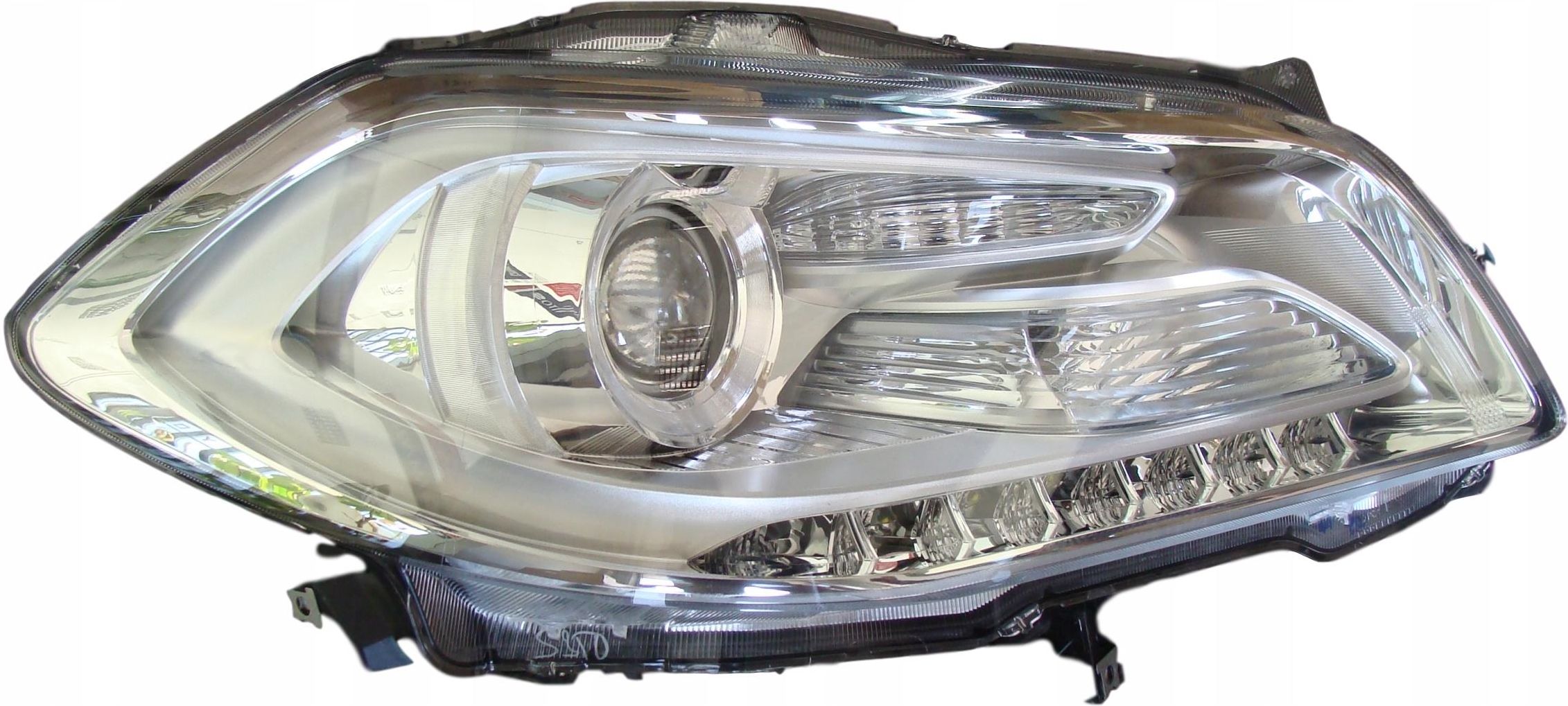 Lampa przednia Suzuki Oe S Cross 2016 Reflektor Prawy Xenon Led ...