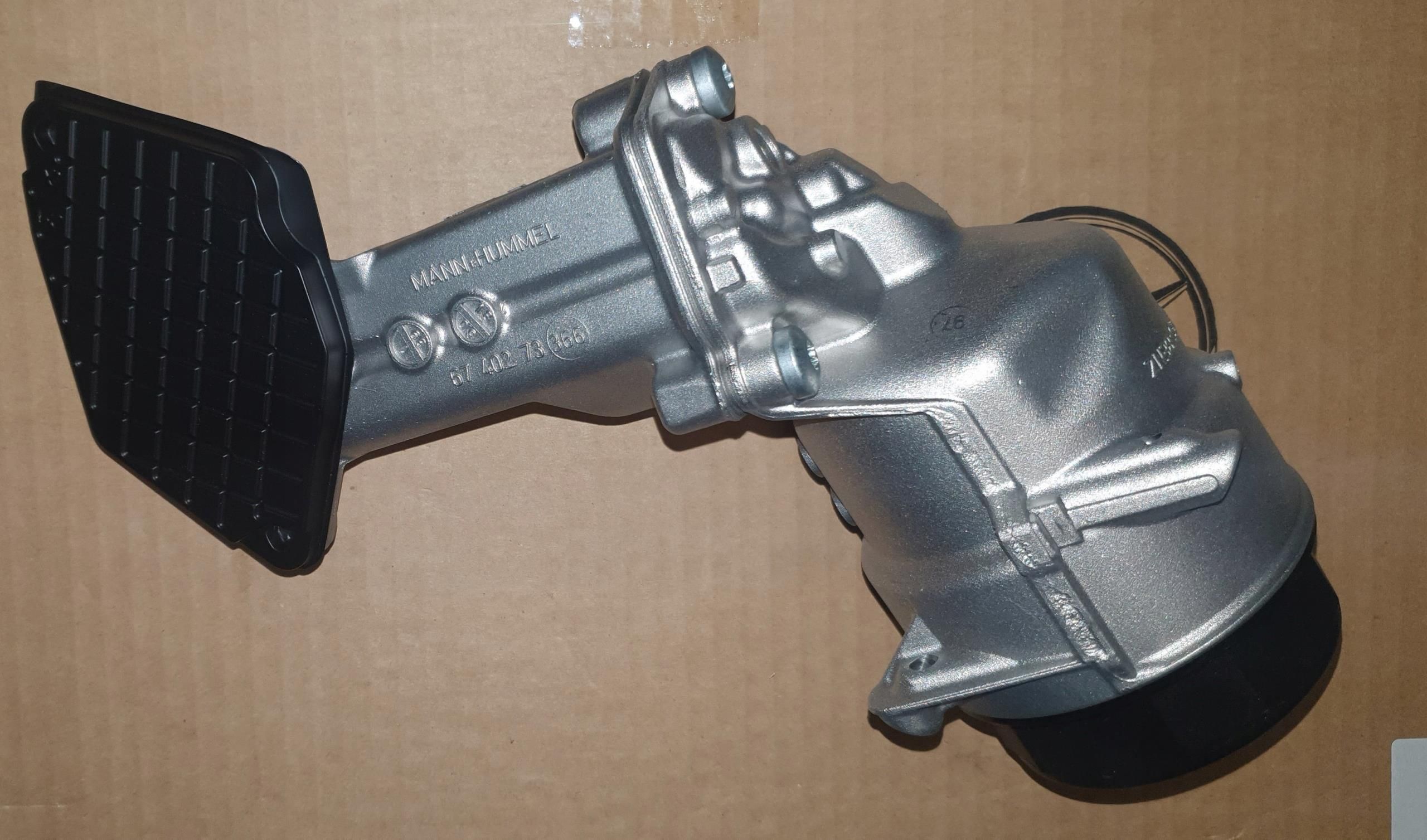 MercedesBenz Oe Obudowa Filtra Oleju Mercedes Om642 Kpl 6421801410 ...