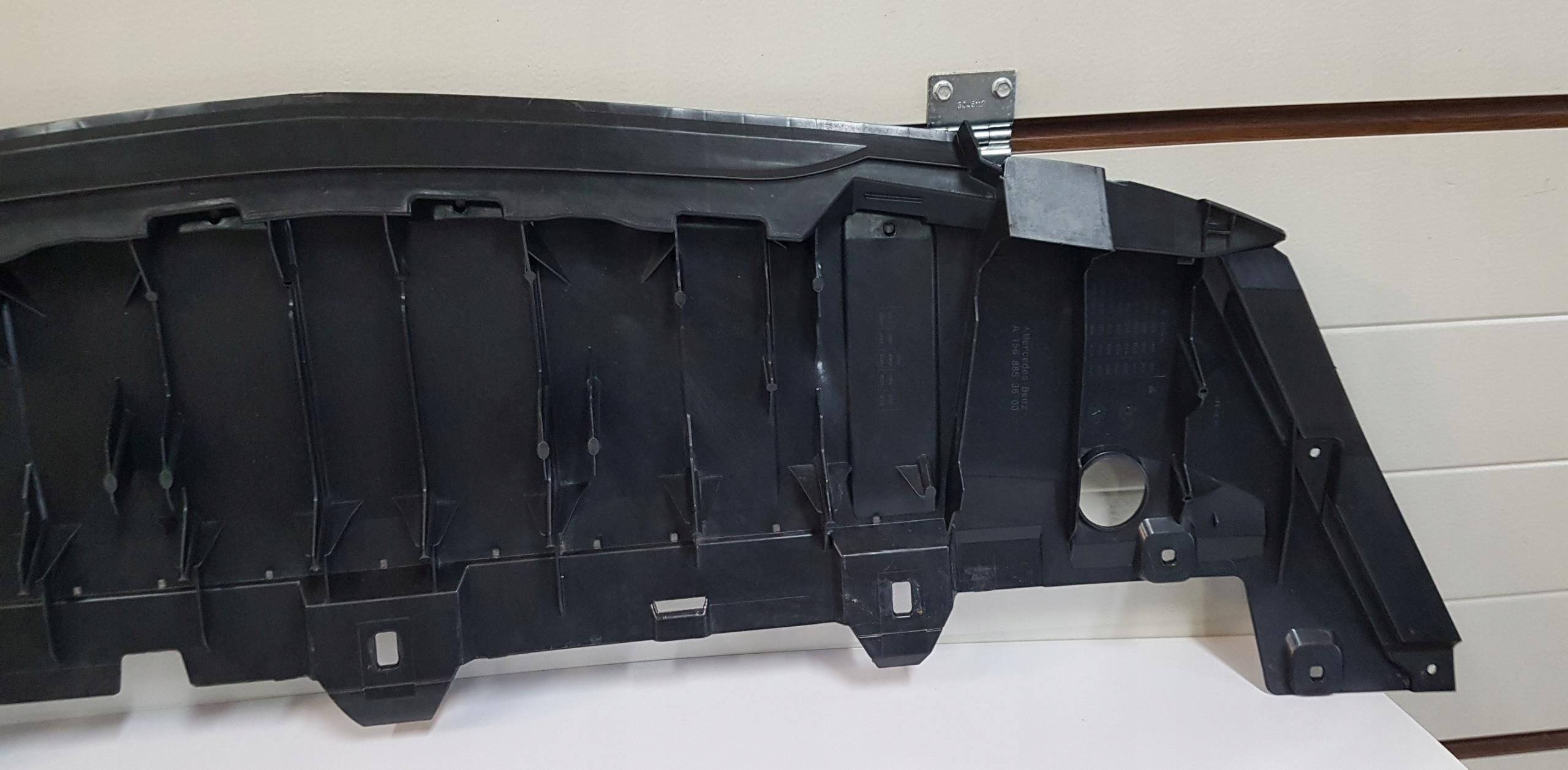 MercedesBenz Oe Mercedes Płyta Osłona Pod Zderzak A1568853600 Gla ...