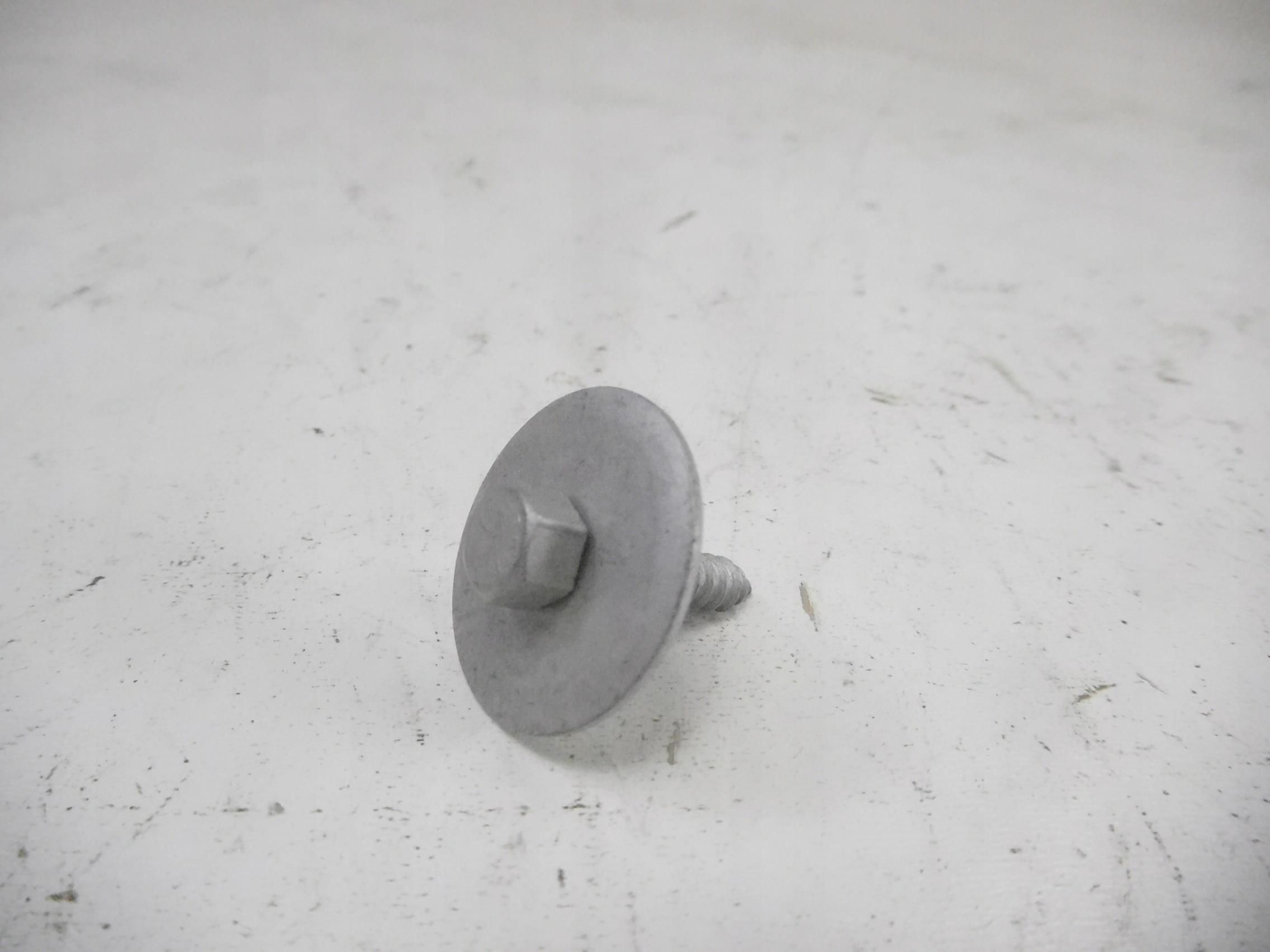 MercedesBenz Oe Śruba Osłony Silnika A001 990 60 36 - Opinie i ceny na ...