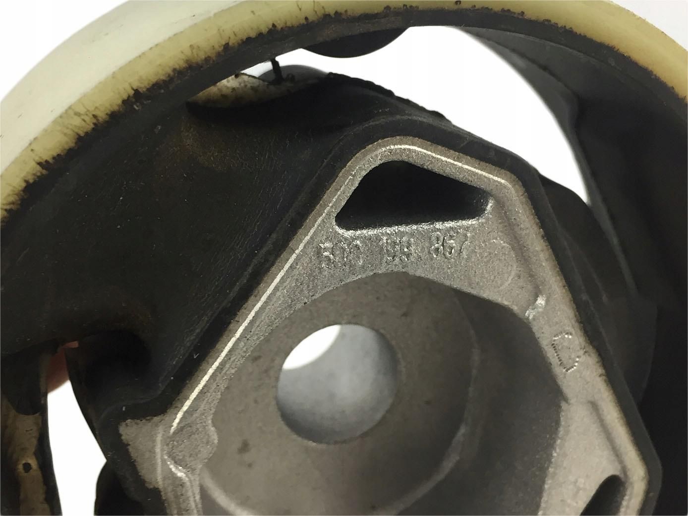 Zawieszenie silnika Volkswagen Oe Poduszka Zawieszenia Vwag Oryg ...