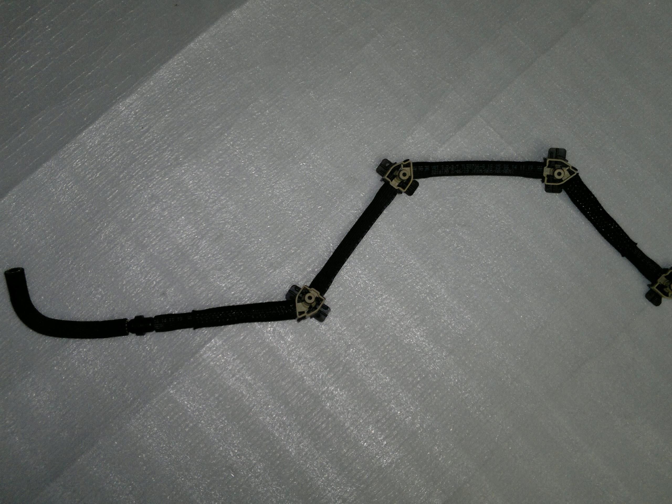 Vagsystem Vag System Vw Audi Skoda Seat Rurka Przelew Paliwa 04L130235N ...
