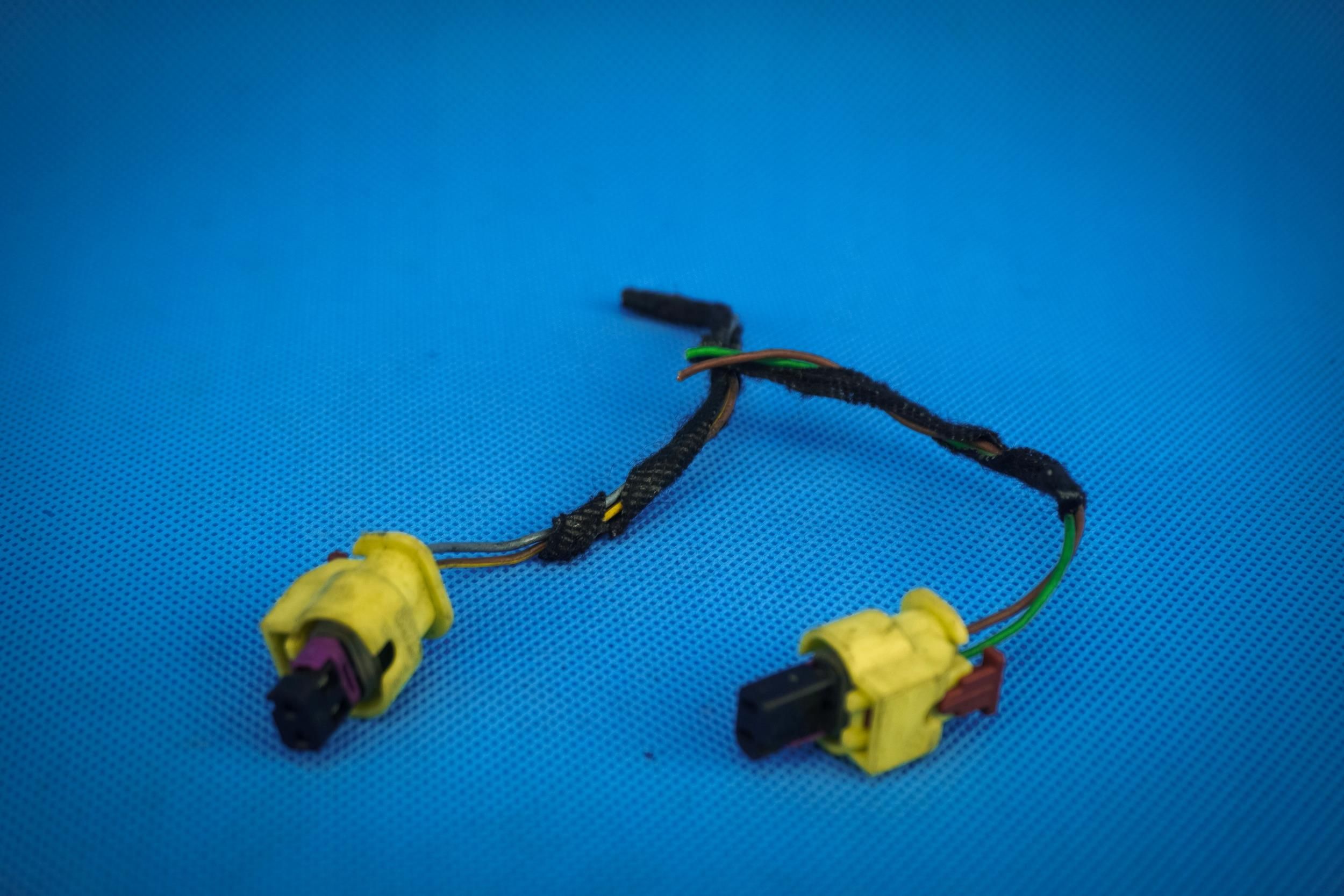 Audi Oe Wtyczka Kostka Vw Seat Skoda 6R0973323 - Opinie i ceny na Ceneo.pl