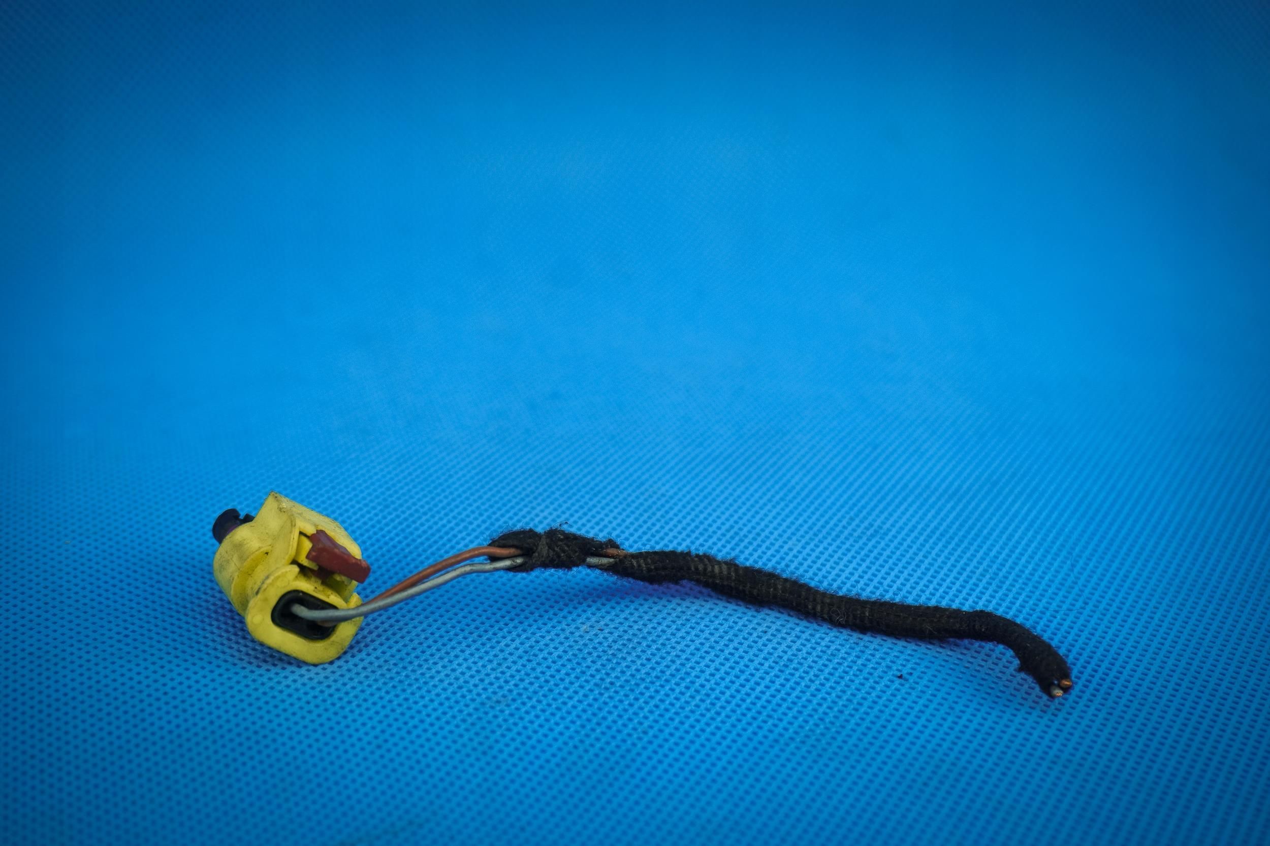 Audi Oe Wtyczka Kostka Vw Seat Skoda 6R0973323 - Opinie i ceny na Ceneo.pl