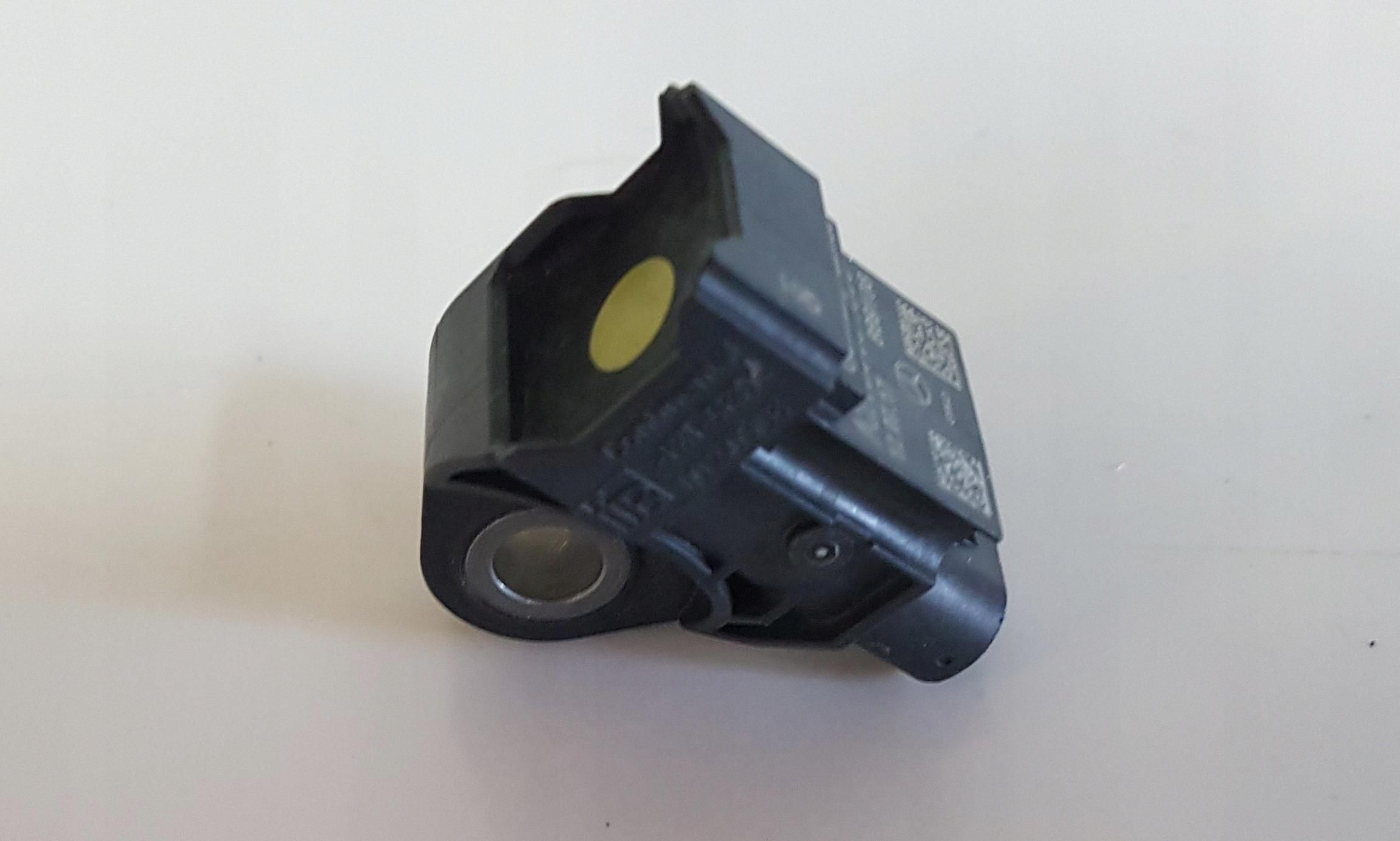 Mercedes Benz Oe Mercedes Czujnik Uderzeniowy A2139051300 W205 W213 ...