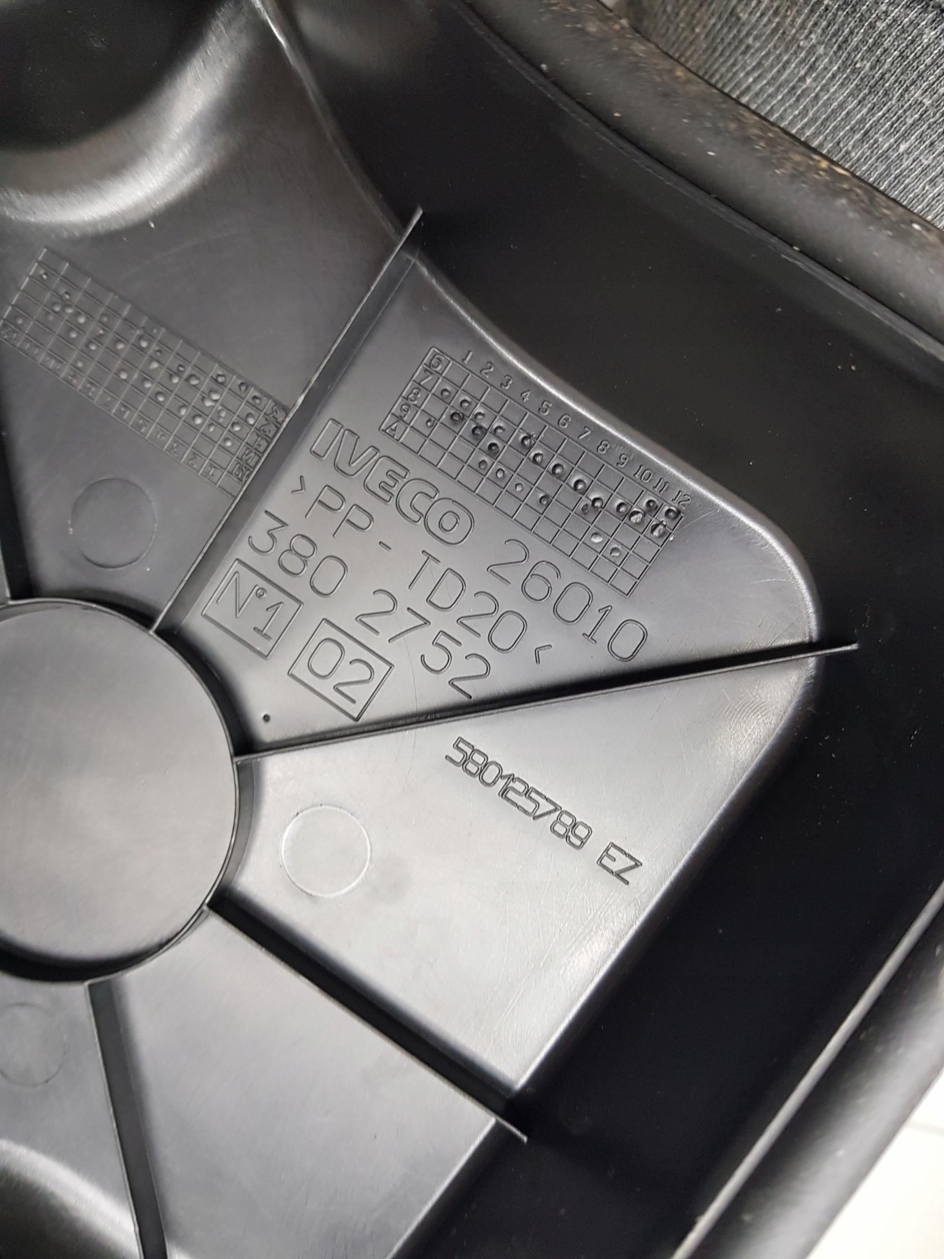 Wyposażenie elektryczne Iveco Oe Daily Osłona Sensora Airbag 580125789 ...