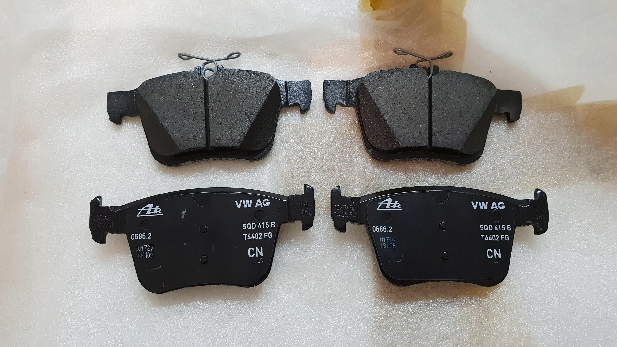 Klocki hamulcowe Audi Oe Klocki 272Mm Tył Vw Golf Vii A3 8V T Roc Ate ...