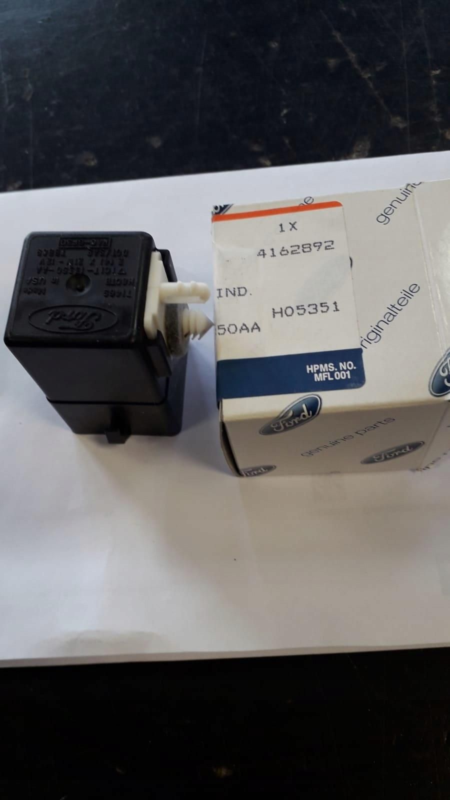 Ford Oe Przekaźnik Transit Connect Kierunkowskazów Migaczy 4162892 1C1T ...