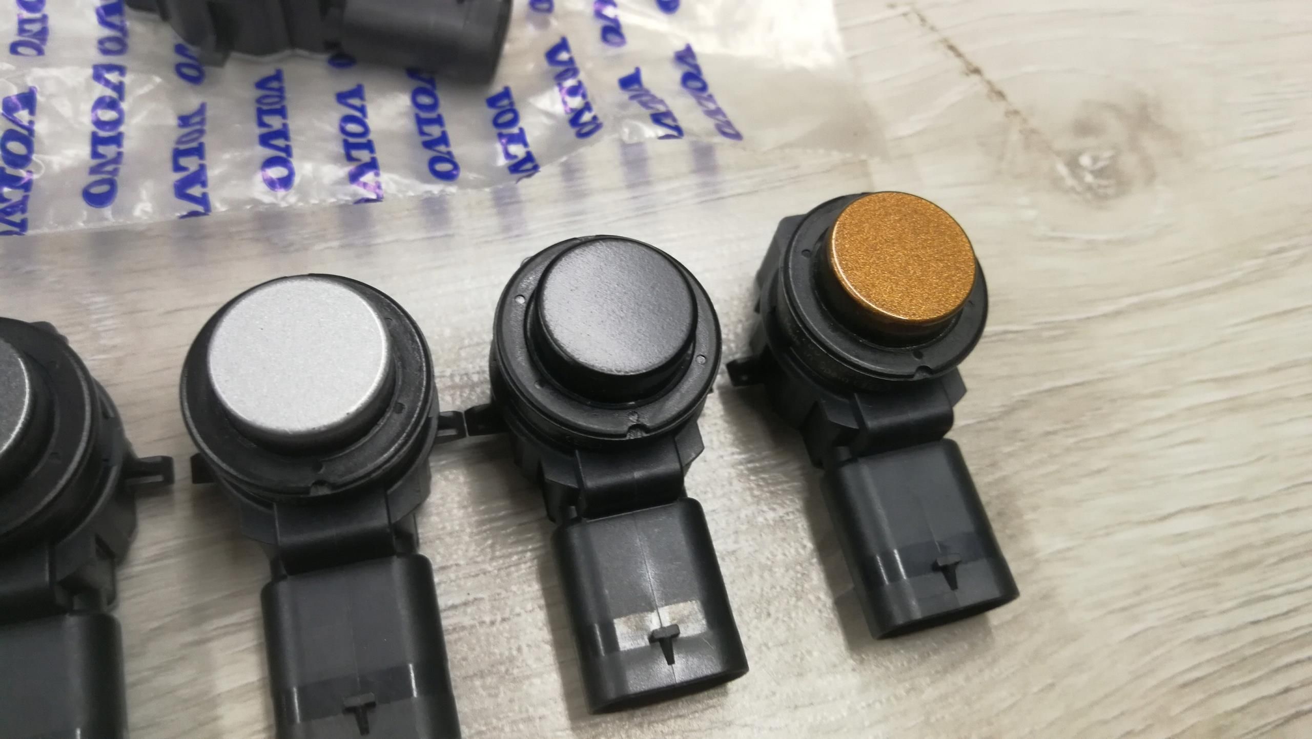 Czujniki parkowania Bosch Czujnik Parkowania Pdc Przód Volvo V60 Cross ...