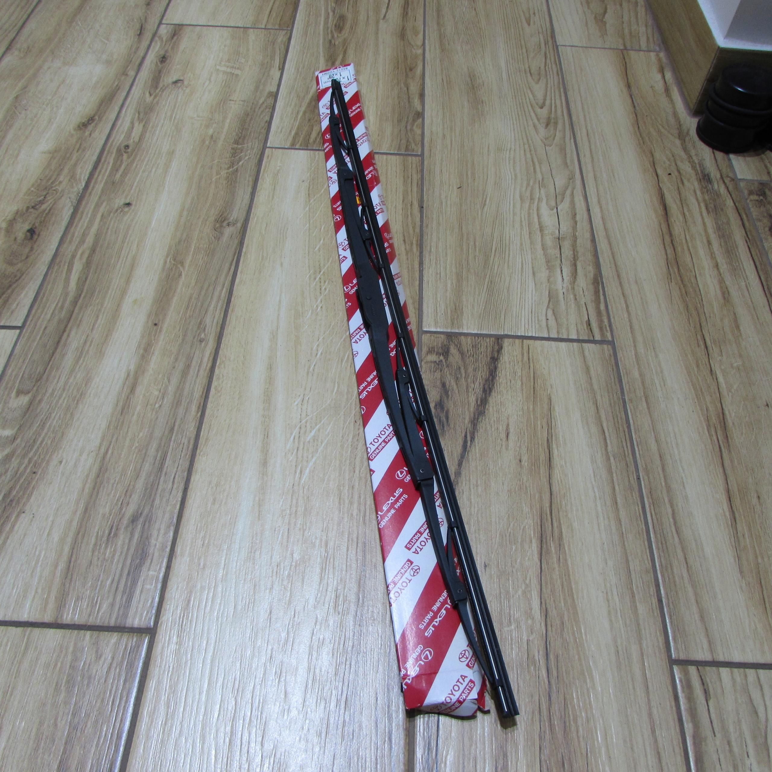 Toyota Oryginalne Oe Pióro Wycieraczki Przód Toyota Yaris 85212 Yzzbh ...