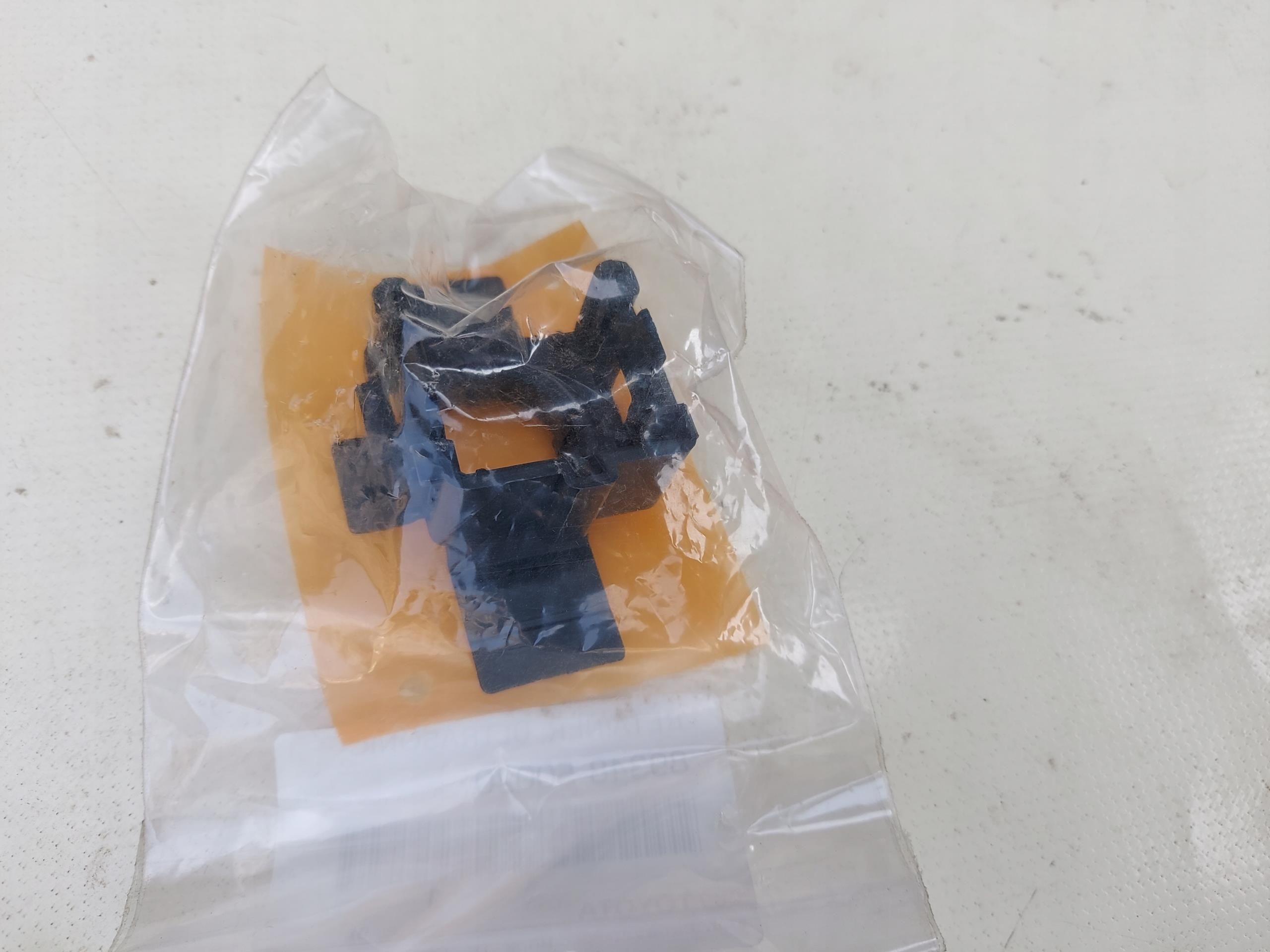 Czujniki parkowania Lexus Oe Koszyk Mocownie Czujnika Pdc Lexus Ls460 ...