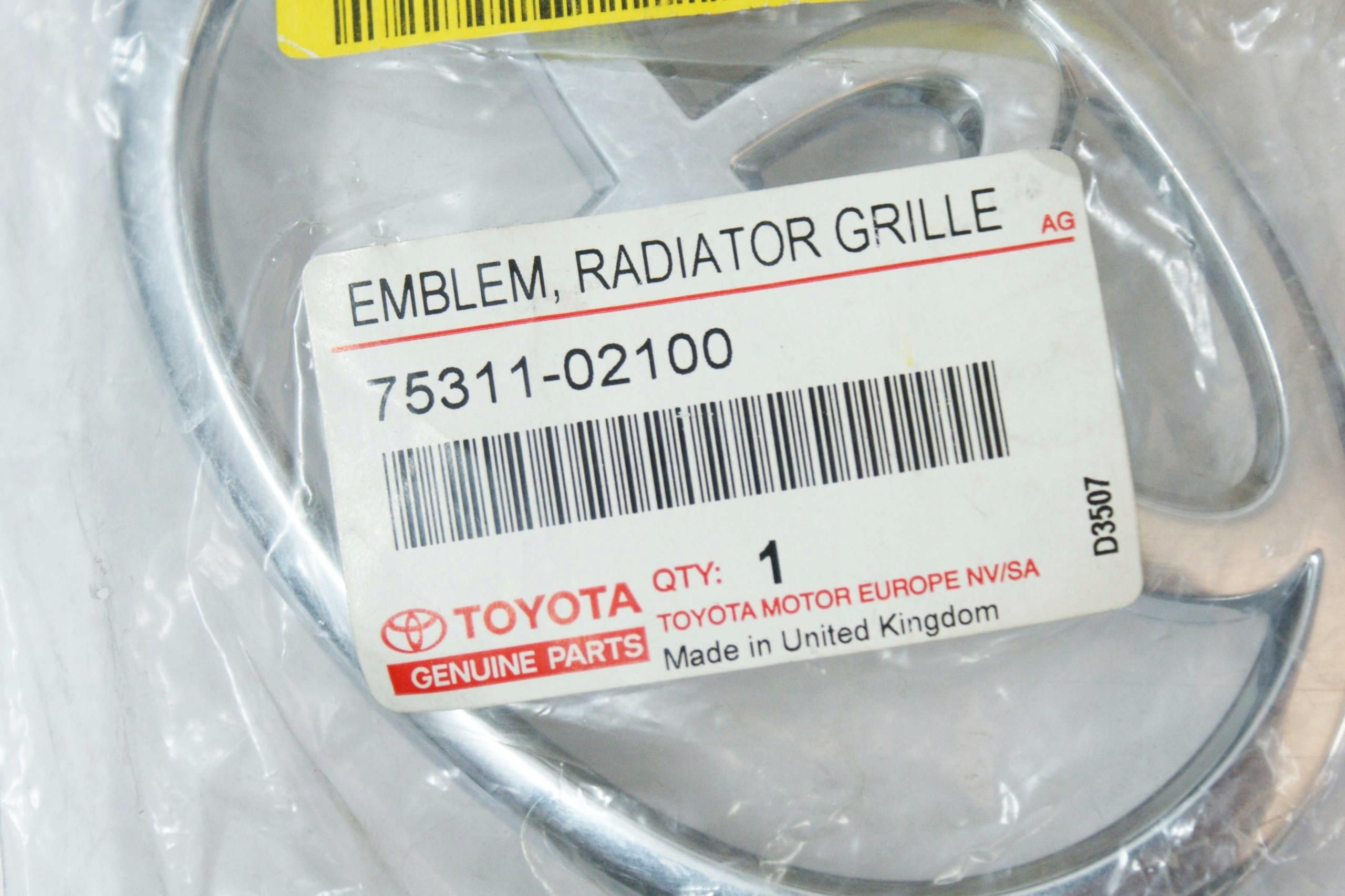 Pokrowiec samochodowy Toyota Emblemat Logo Znaczek Oe Corolla E12 75311 ...