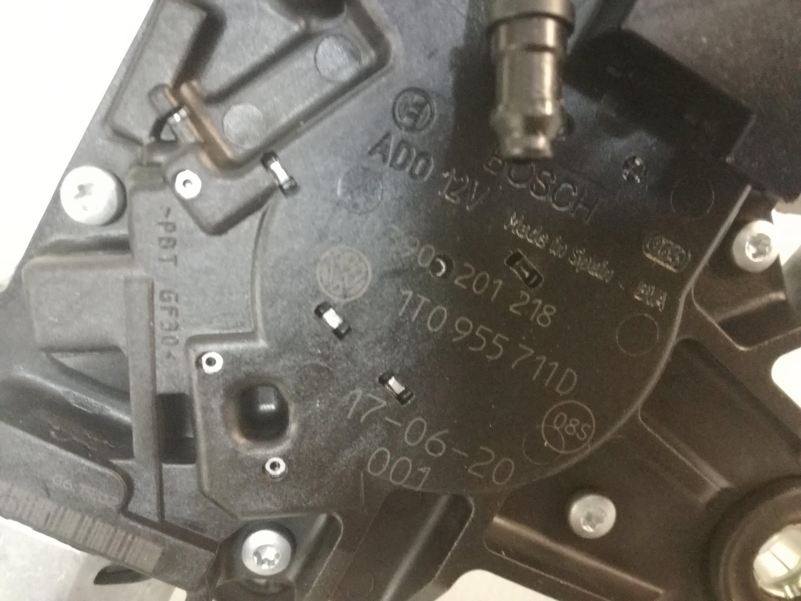 Volkswagen Oe Silnik Napędu Tylnej Wycieraczki Vw Touran Caddy 1T0 955 ...