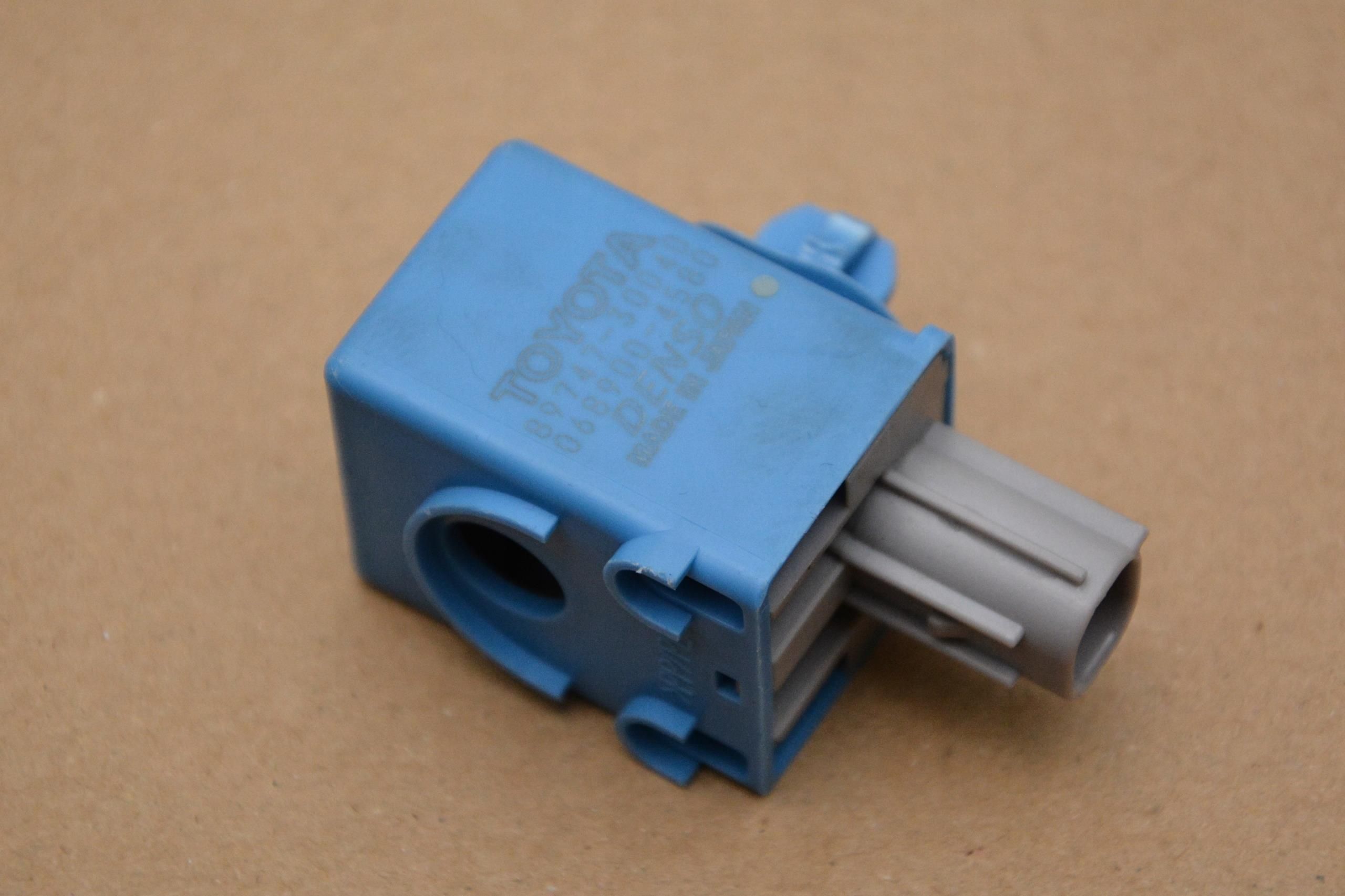 Toyota Oe Sygnał Buzer Brzęczyk Rav4 V 89747 30040 8974730040 - Opinie ...