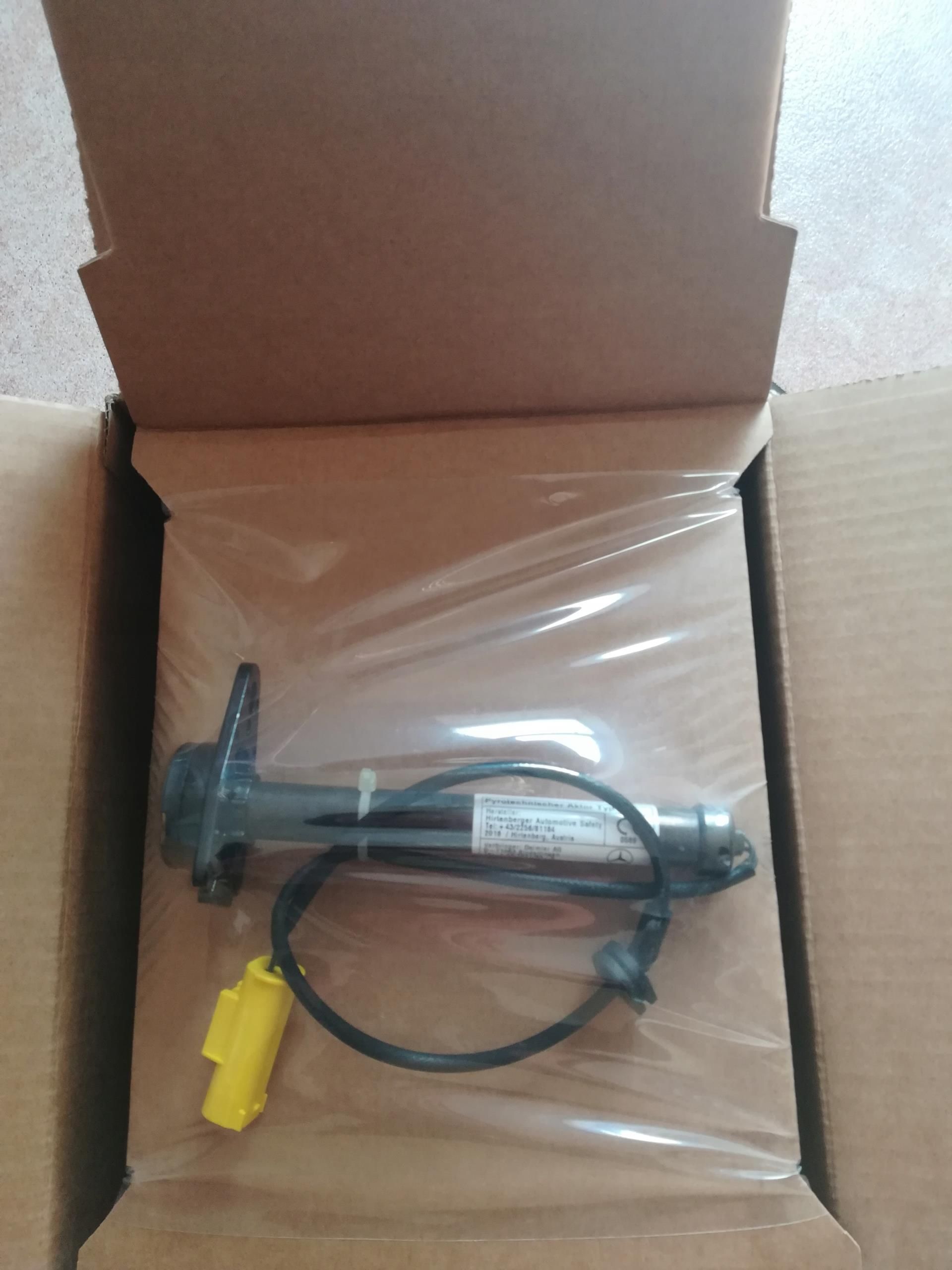 Mercedes Benz Oe Nabój Pirotechniczny W205 A2059060002 - Opinie i ceny ...